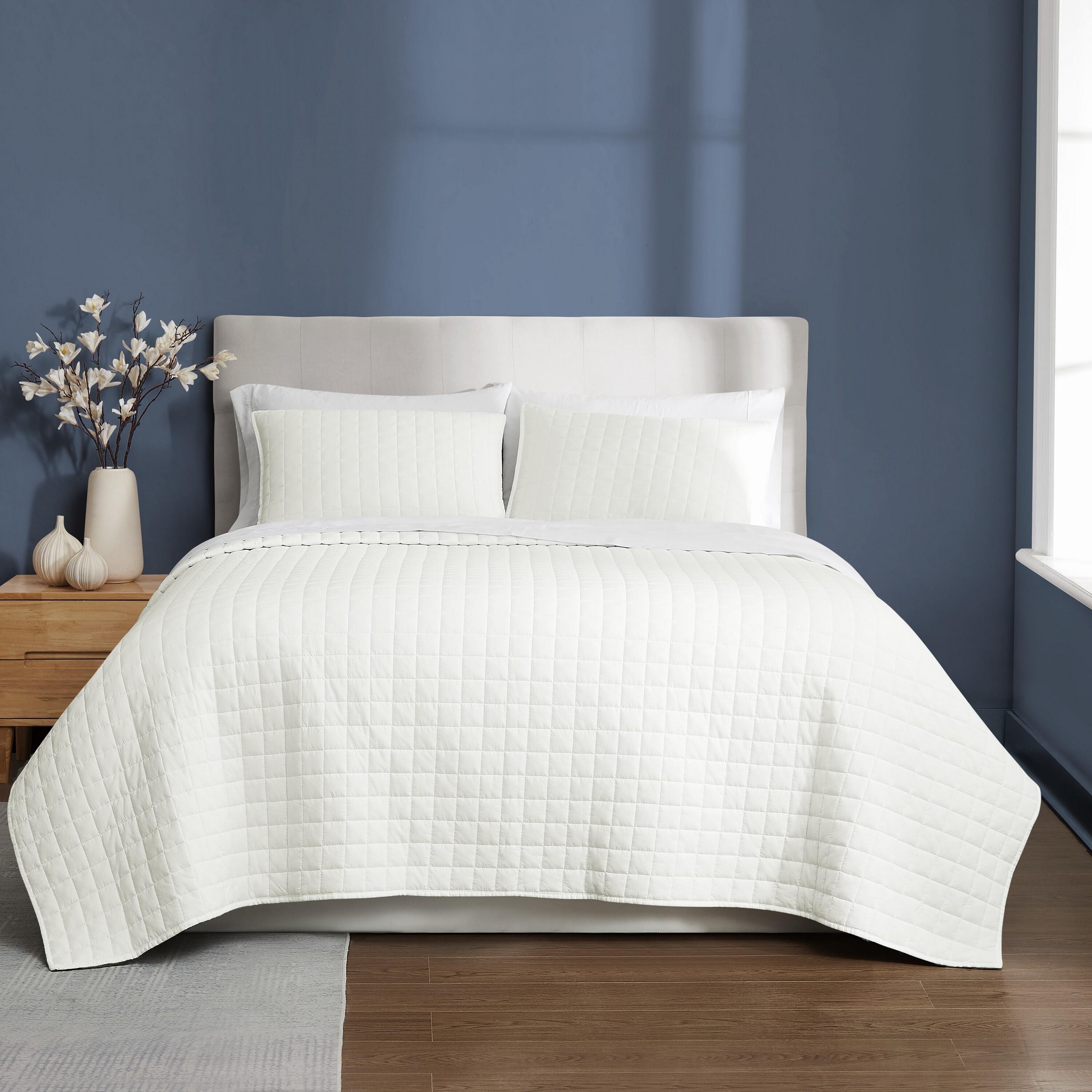 Click here for Brooklyn Loom Essential 2-Piece Twin Quilt Set  Wh... prices