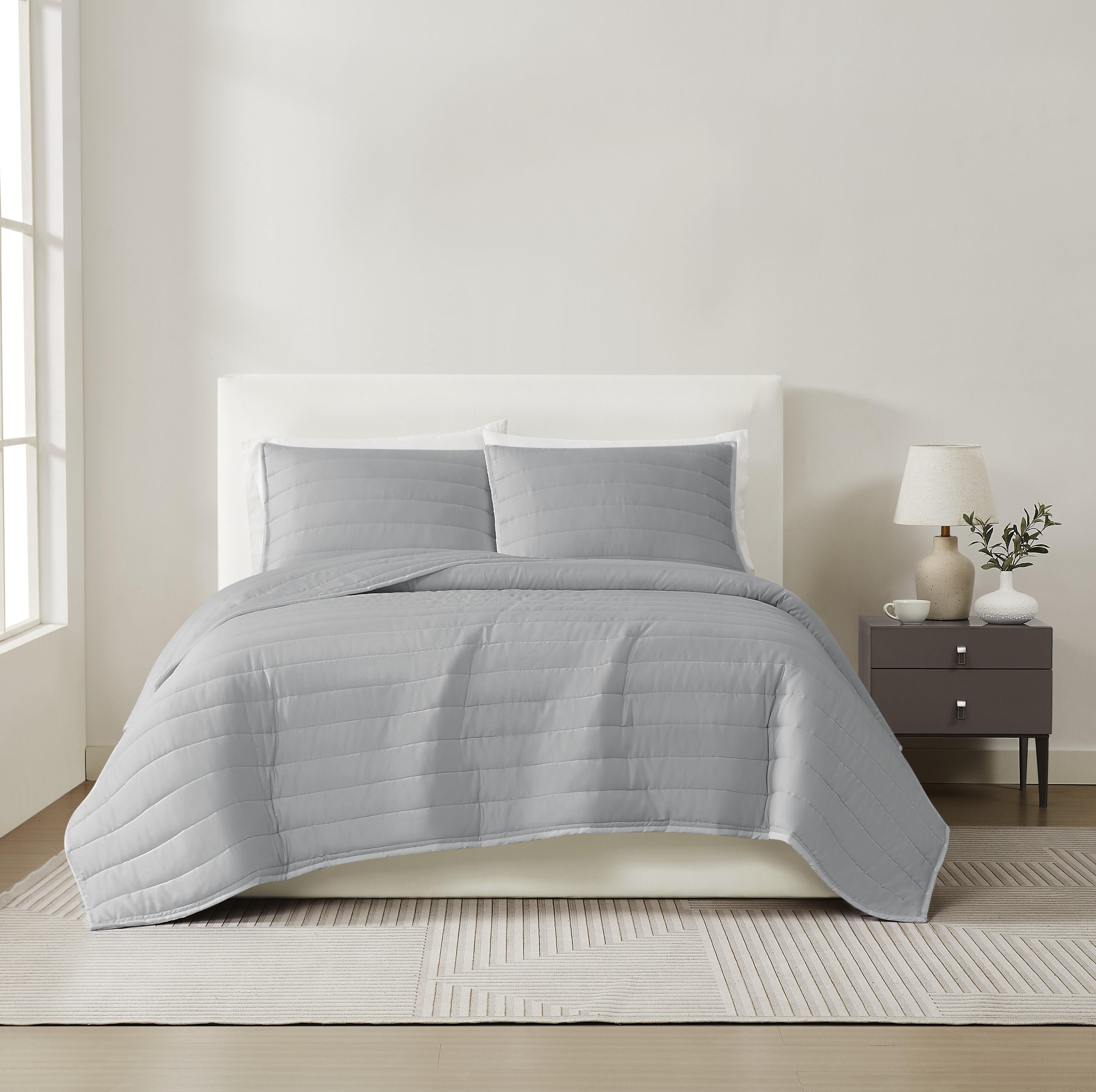 Click here for Christian Siriano NY 2-Piece Twin Quilt Set  Gray prices