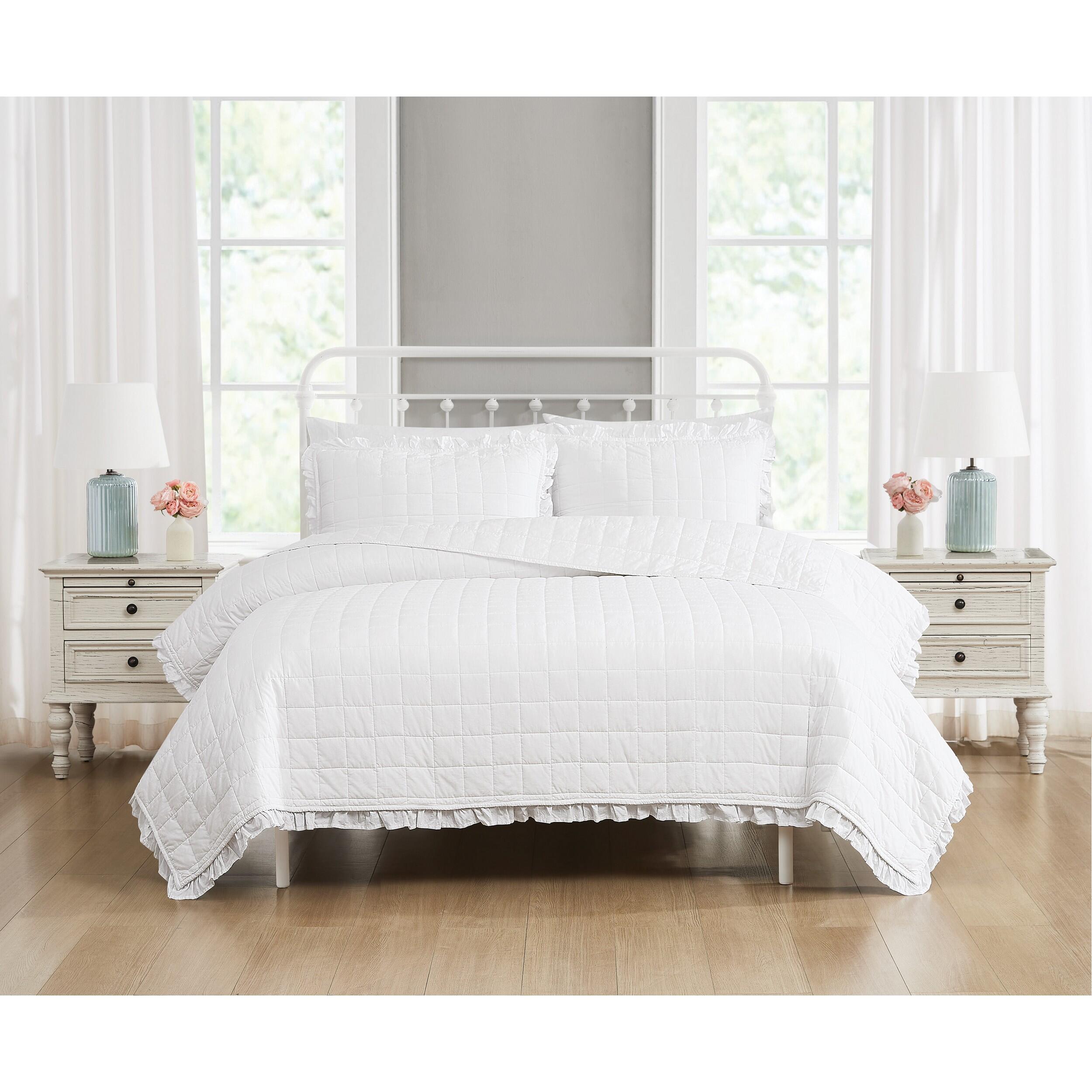 Click here for Farmhouse 2-Piece Twin Quilt Set  White prices