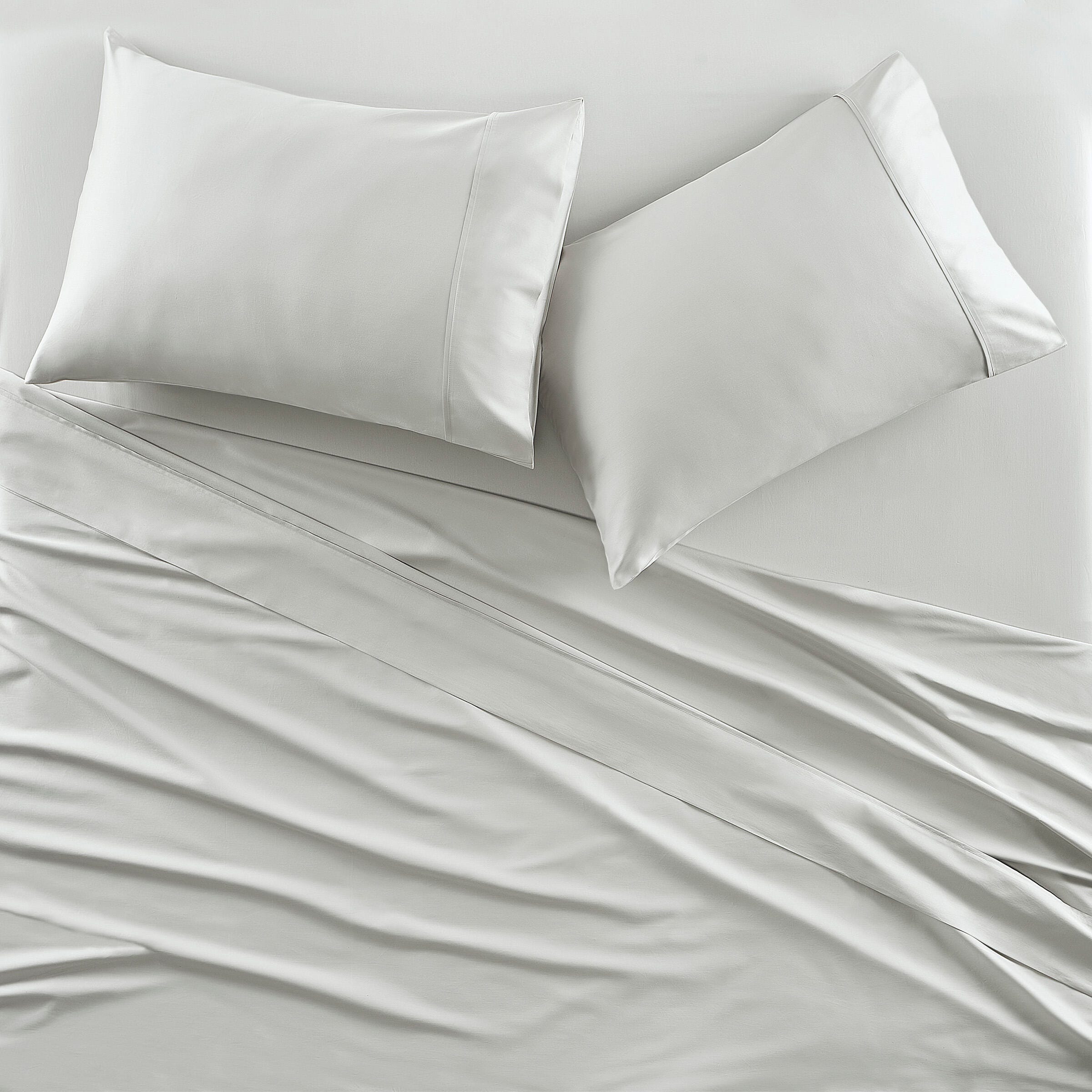 Click here for J. Queen New York Premier Sateen Standard Pillow C... prices