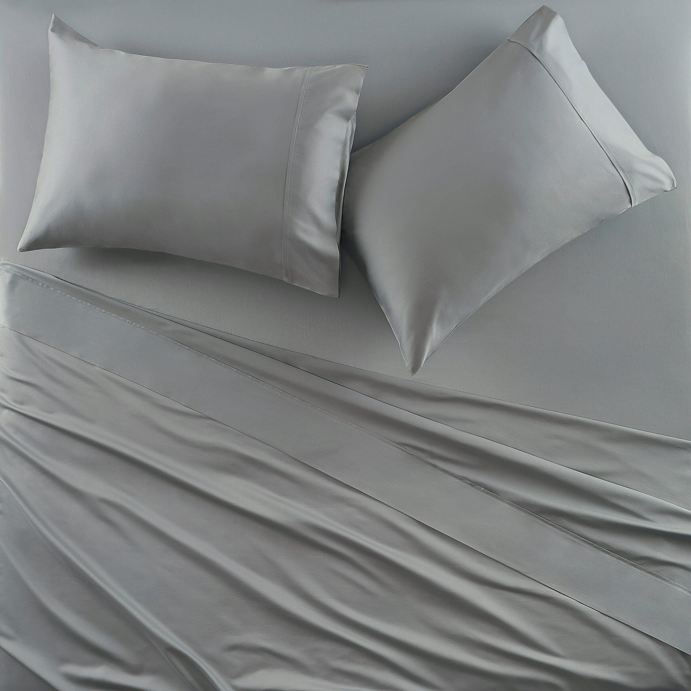 Click here for J. Queen New York Premier Sateen Standard Pillow C... prices