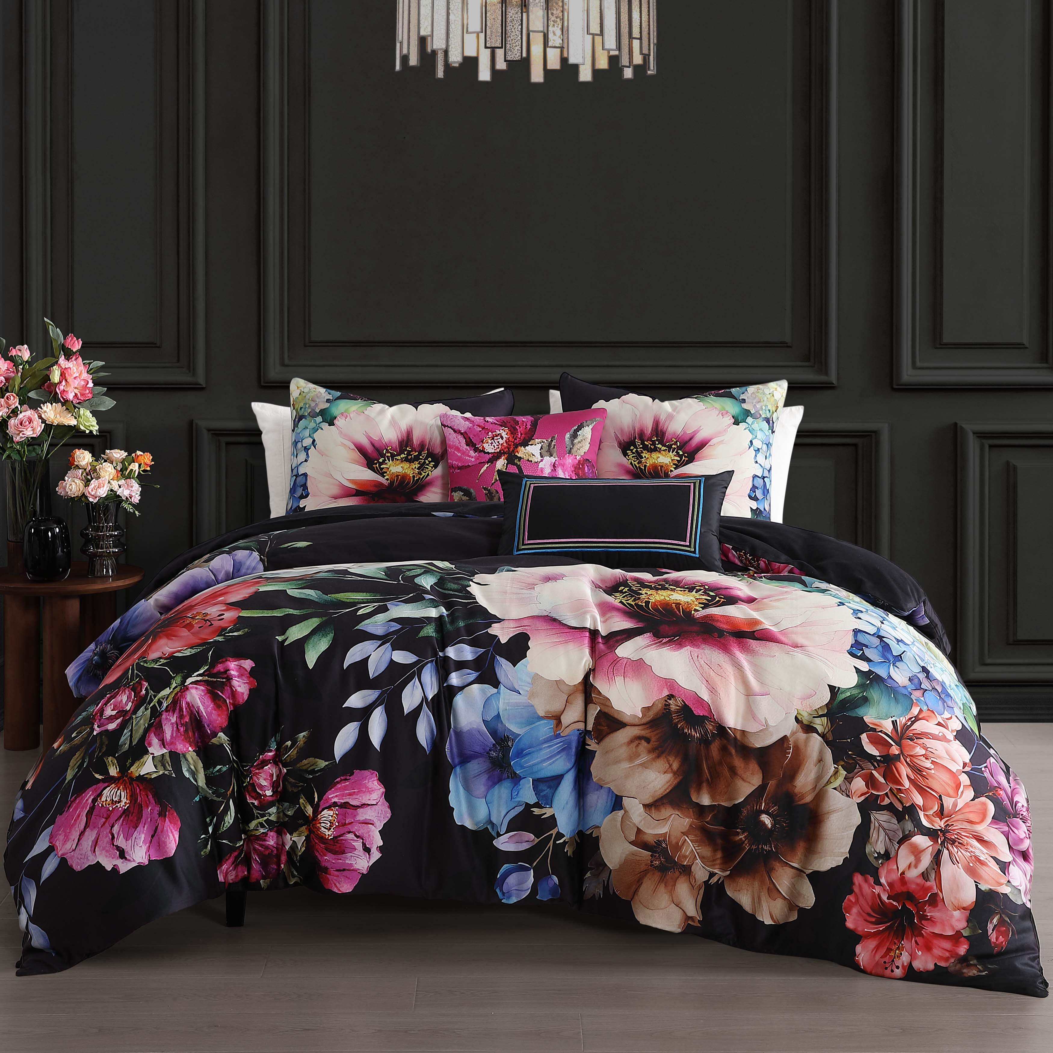 Click here for Bebejan® Black Night Poppies 5-Piece King Comforte... prices