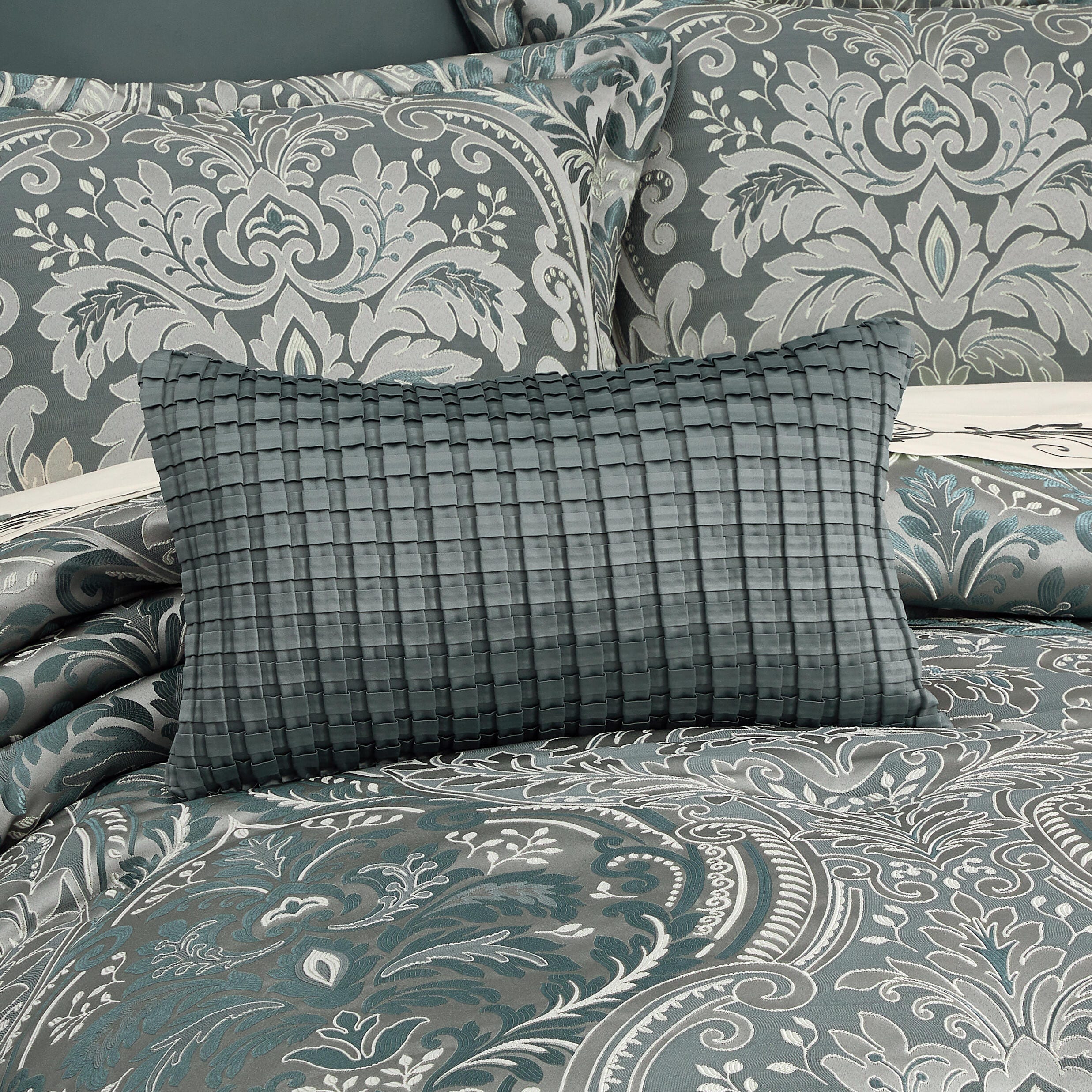 Click here for J. Queen New York Renata Boudoir Decorative Throw... prices