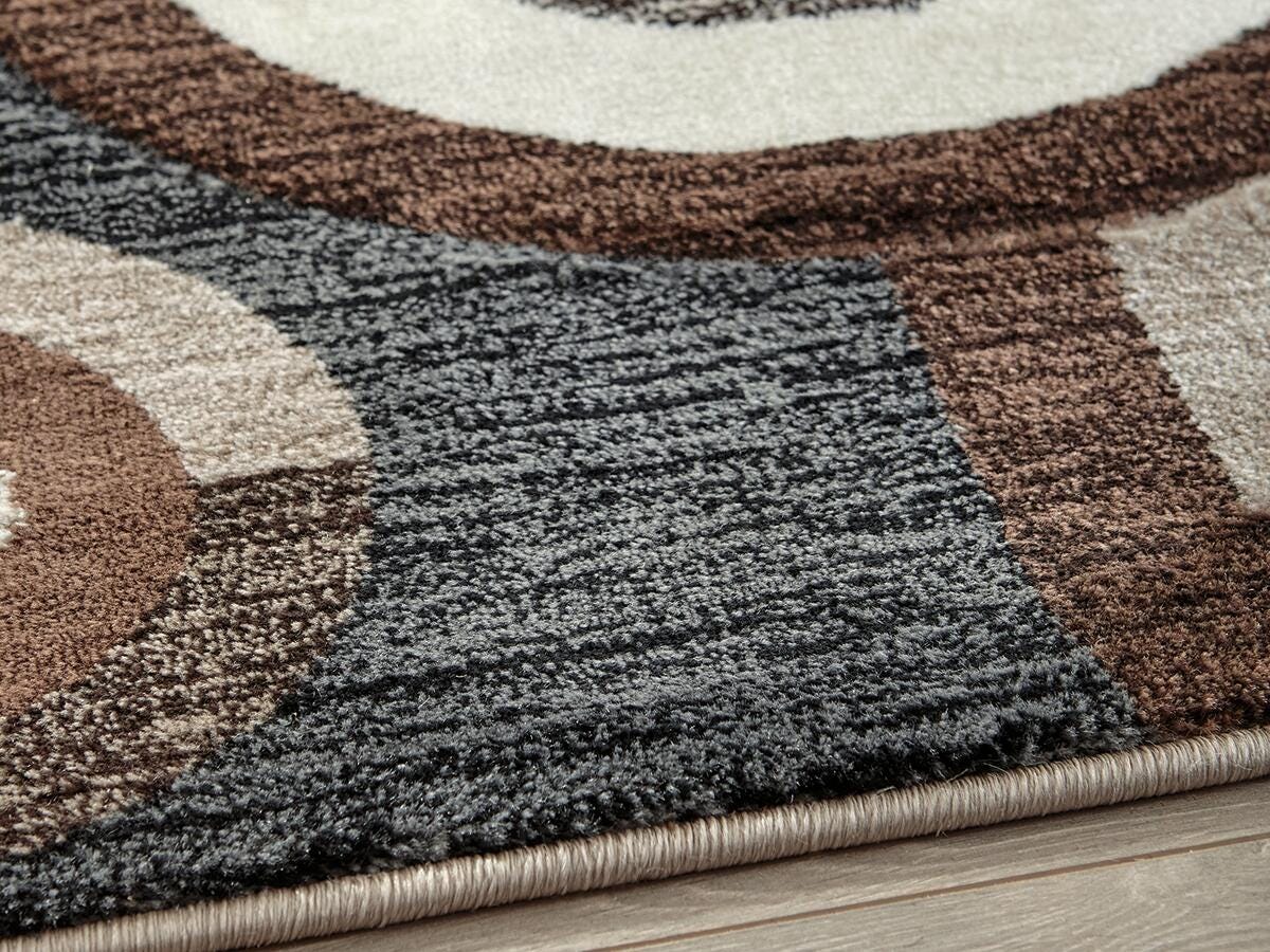 Click here for Guintte 5 x 67 Rug  Multi prices