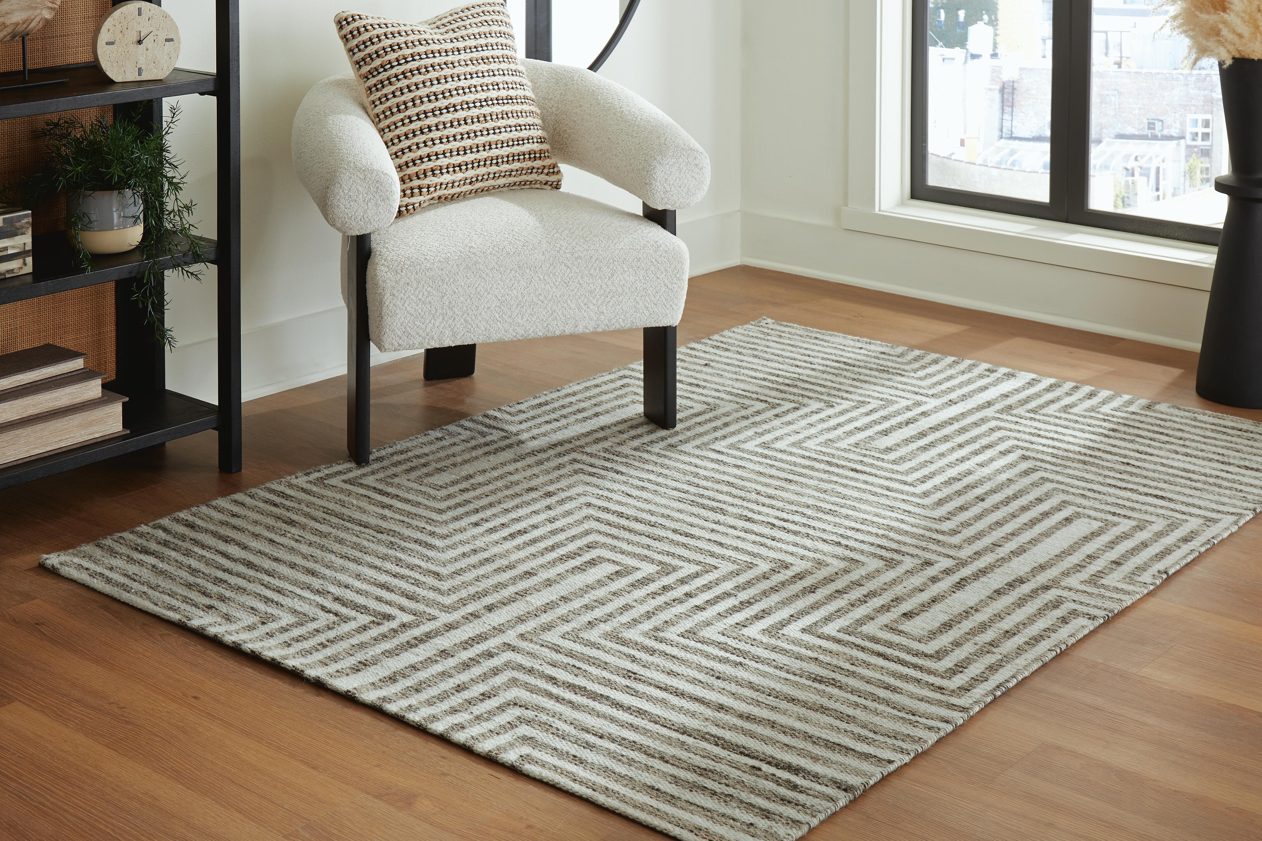 Click here for Jossen 5 x 7 Rug  Ivory/Gray prices