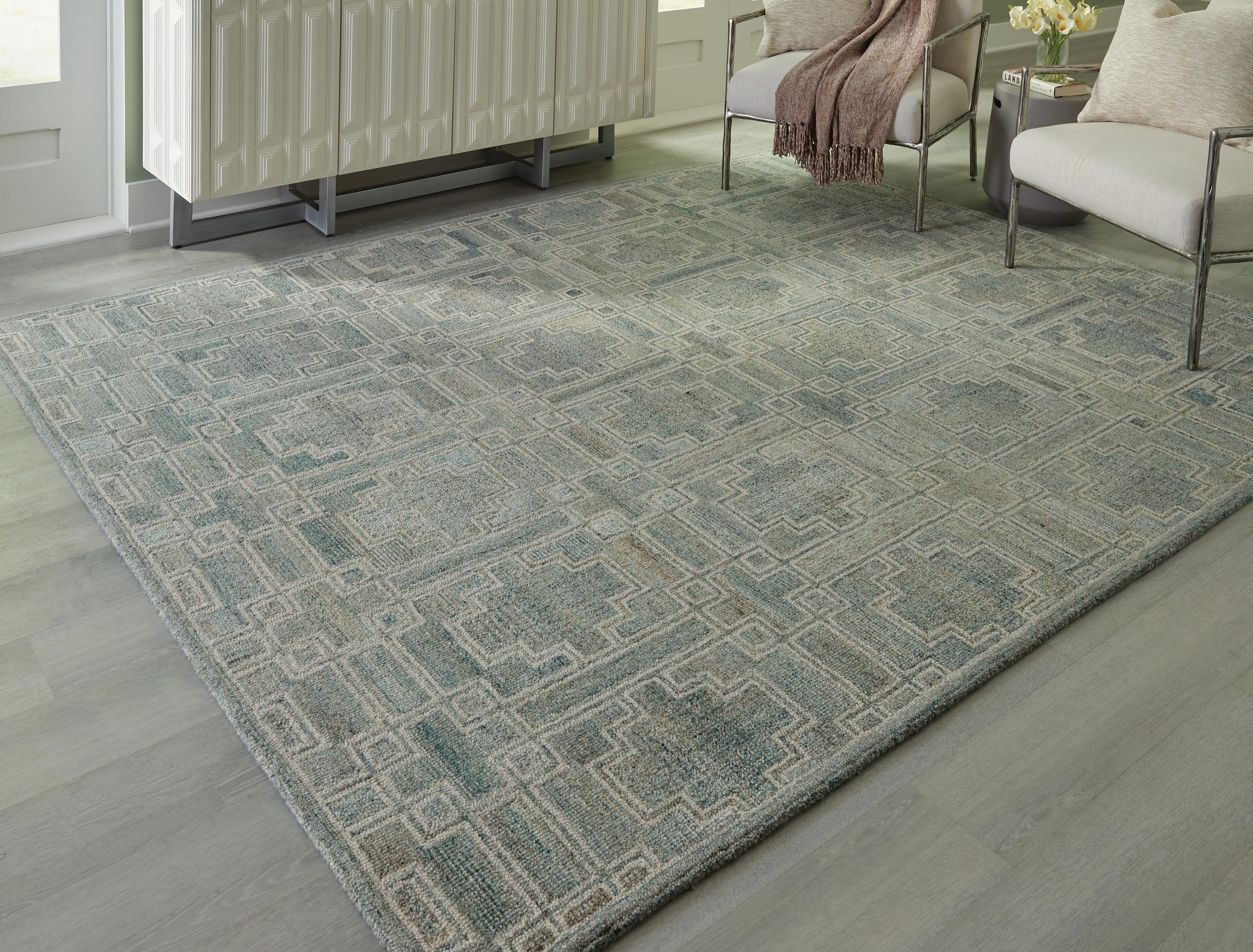 Click here for Jossland 8 x 10 Rug  Green/Ivory prices