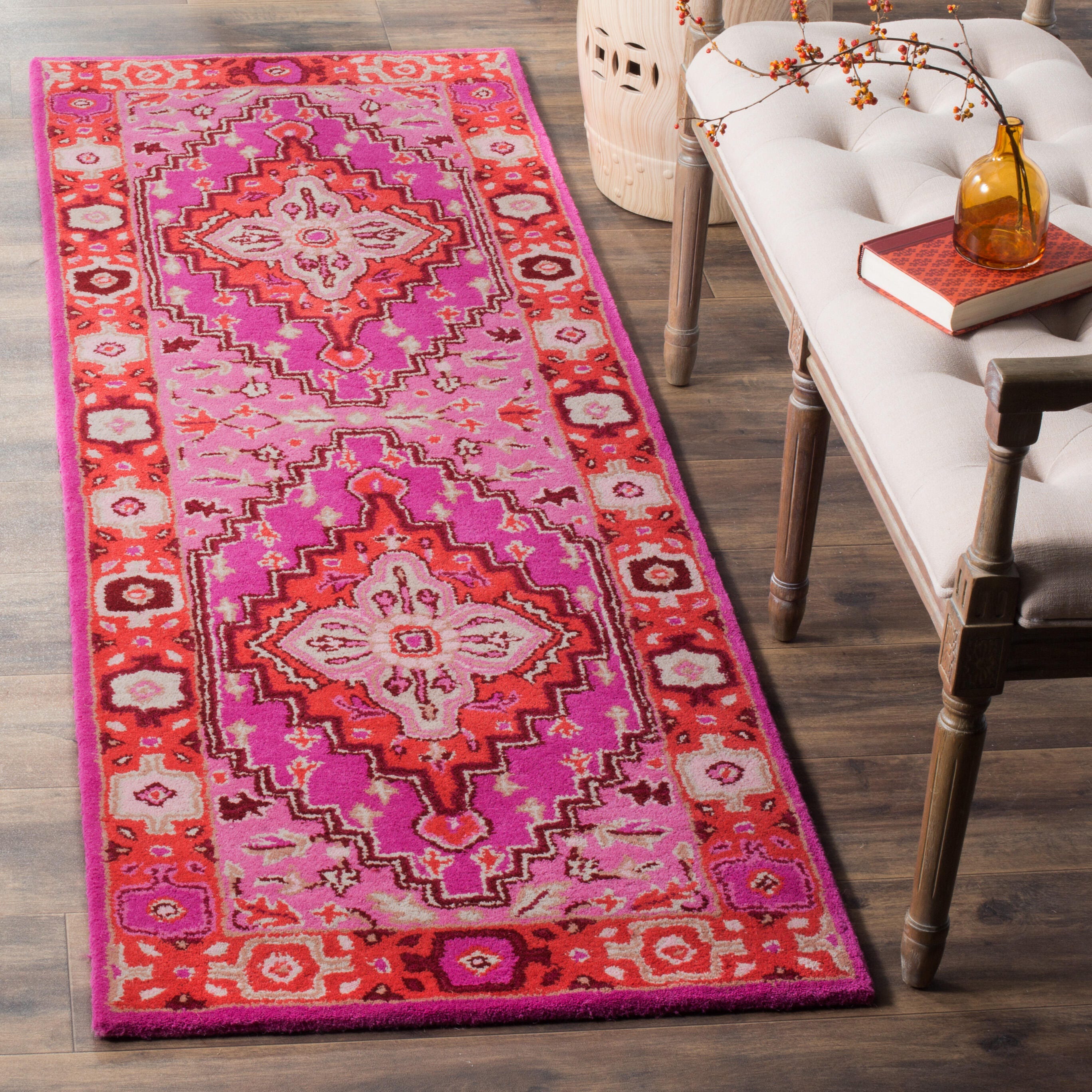 Click here for Safavieh Bellagio Gracia 23 X 7 Runner  Red/Pink prices