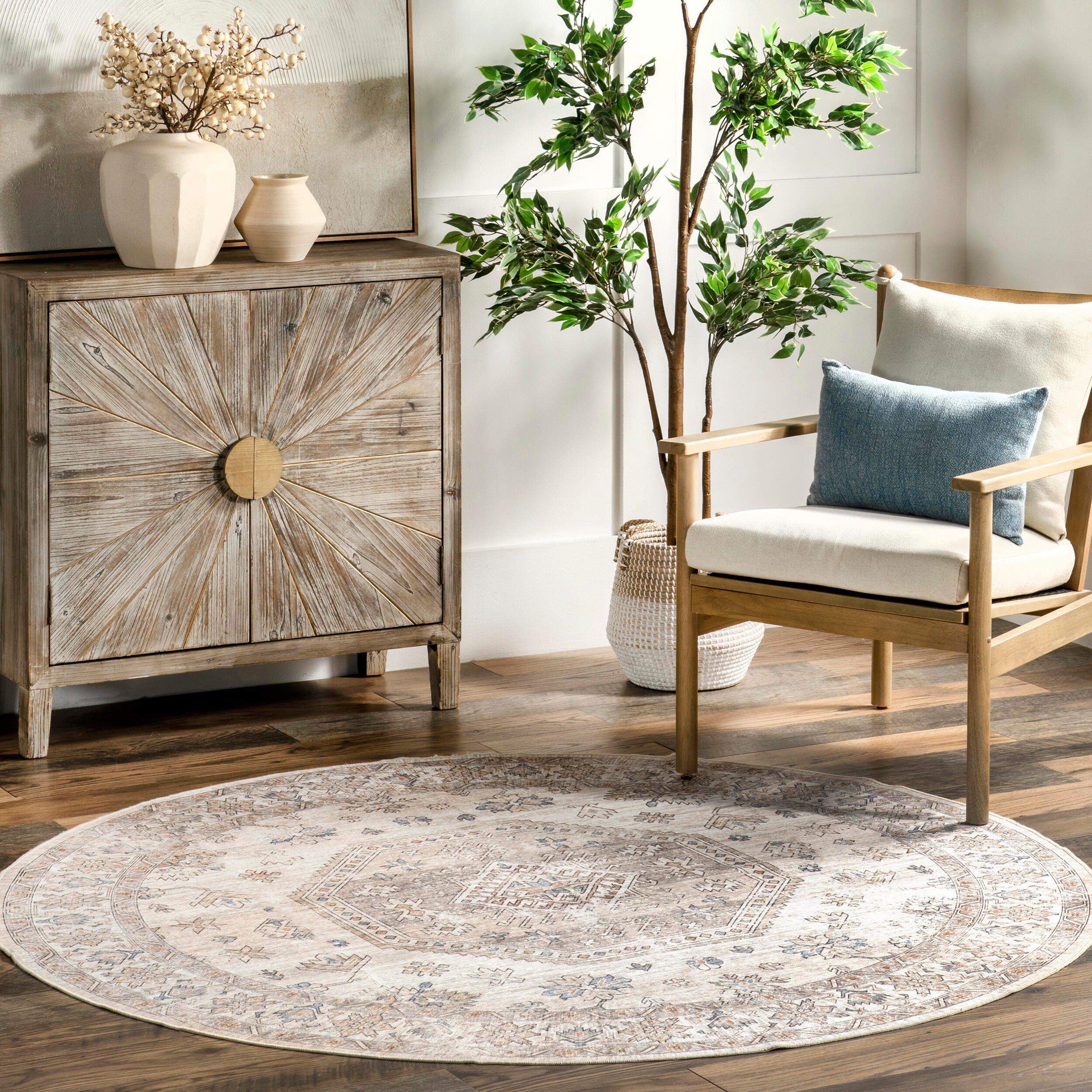 Click here for nuLOOM Darby Persian Stain Resistant Machine Washa... prices