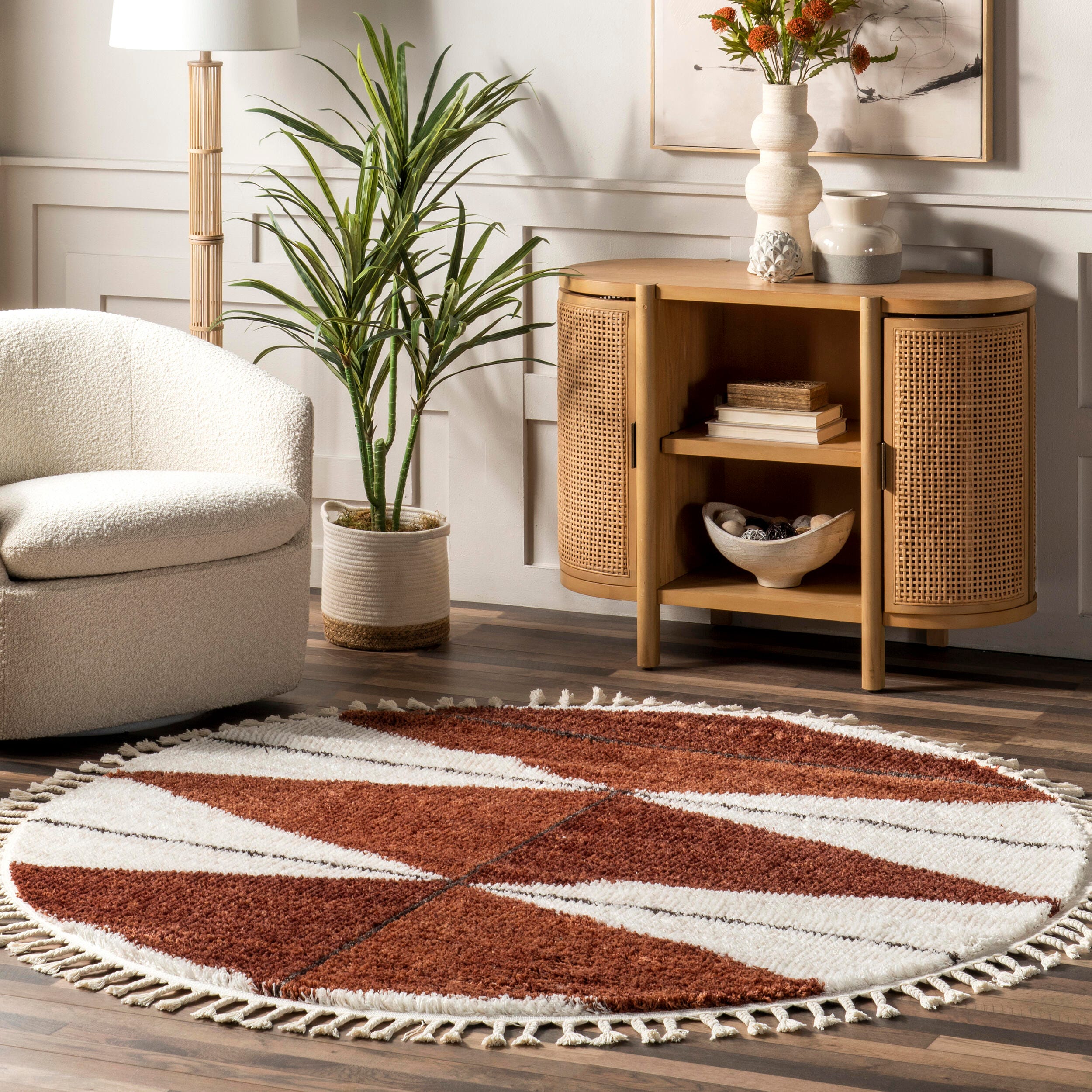 Click here for nuLOOM Kali Shaggy Diamond Tassel Area Rug  Rust prices