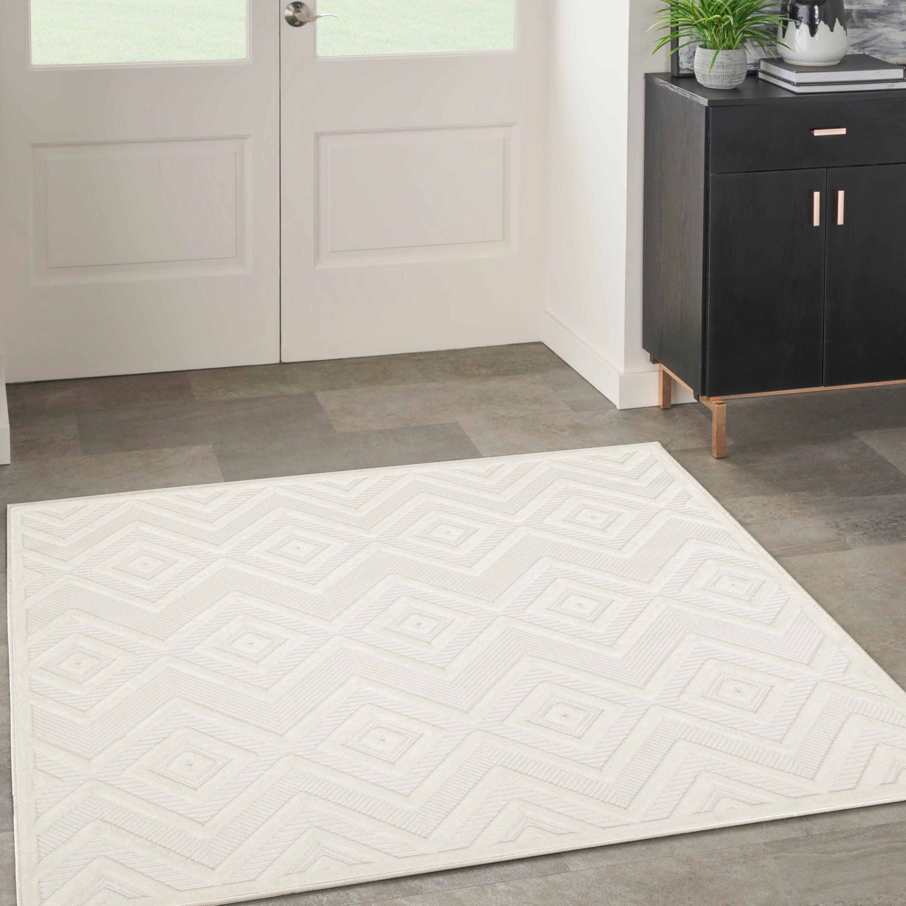 Click here for Nourison Home Versa 5 Area Rug  Ivory/White prices