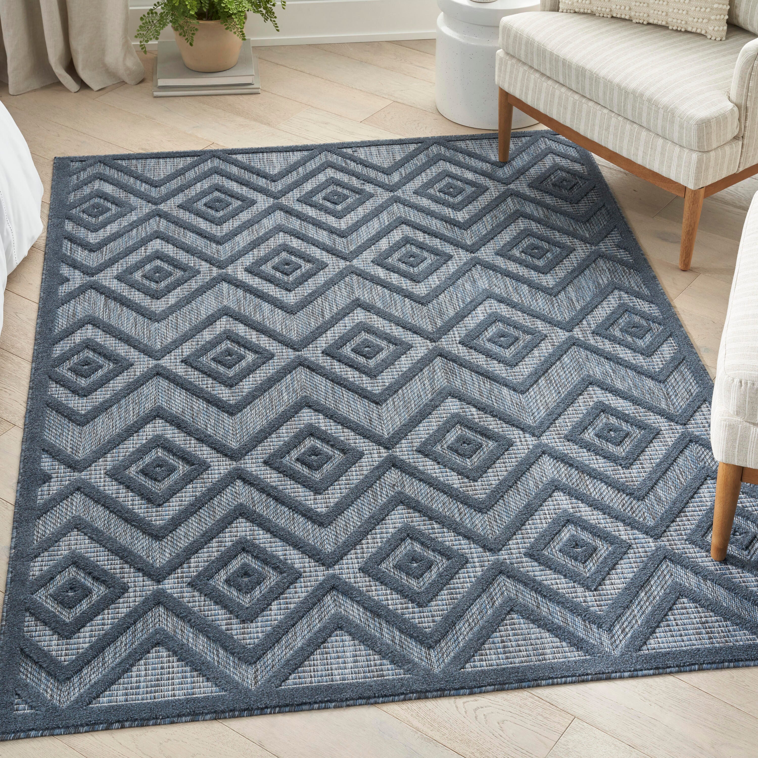Click here for Nourison Home Versa 6 x 9 Area Rug  Navy Blue prices