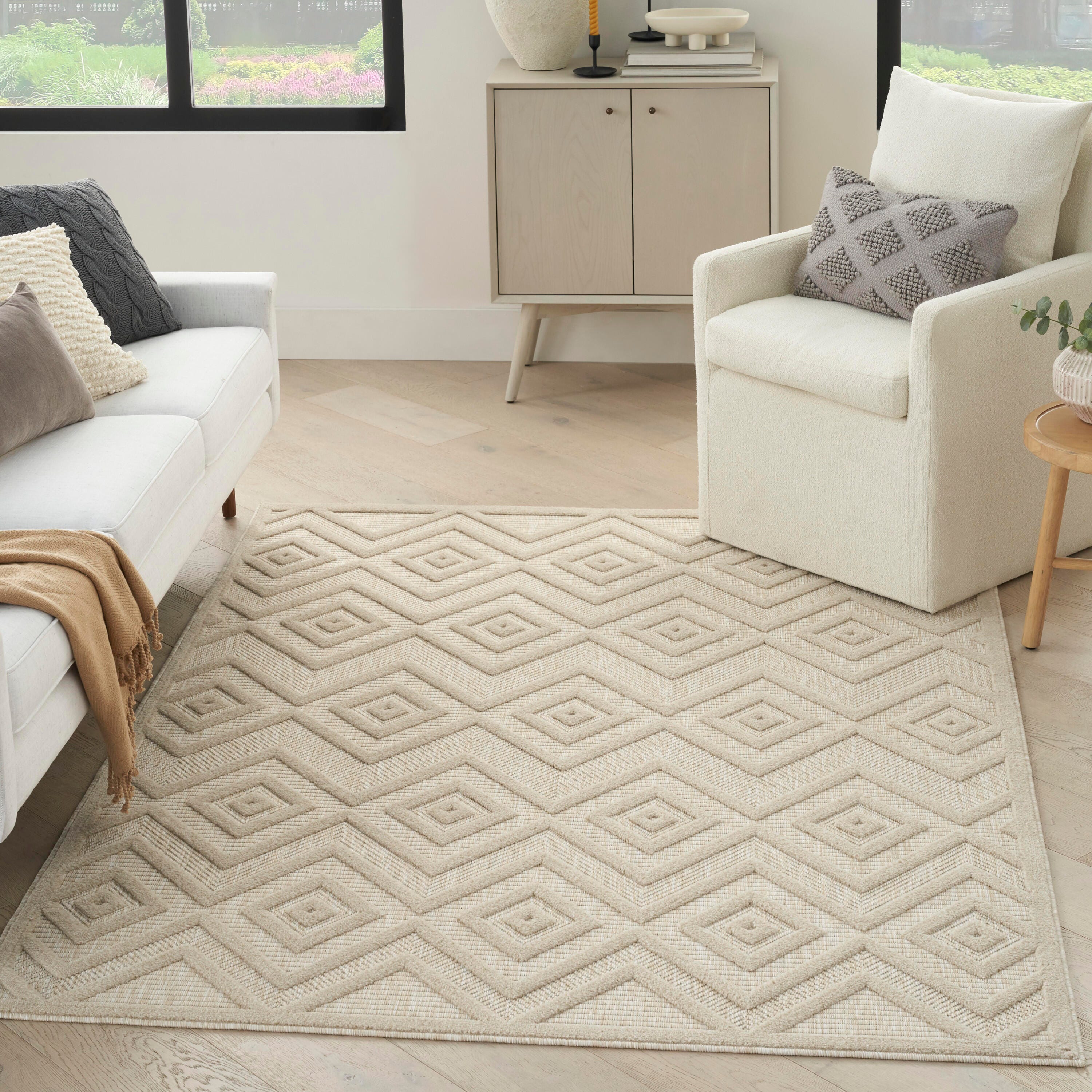 Click here for Nourison Home Versa 6 x 9 Area Rug  Cream prices