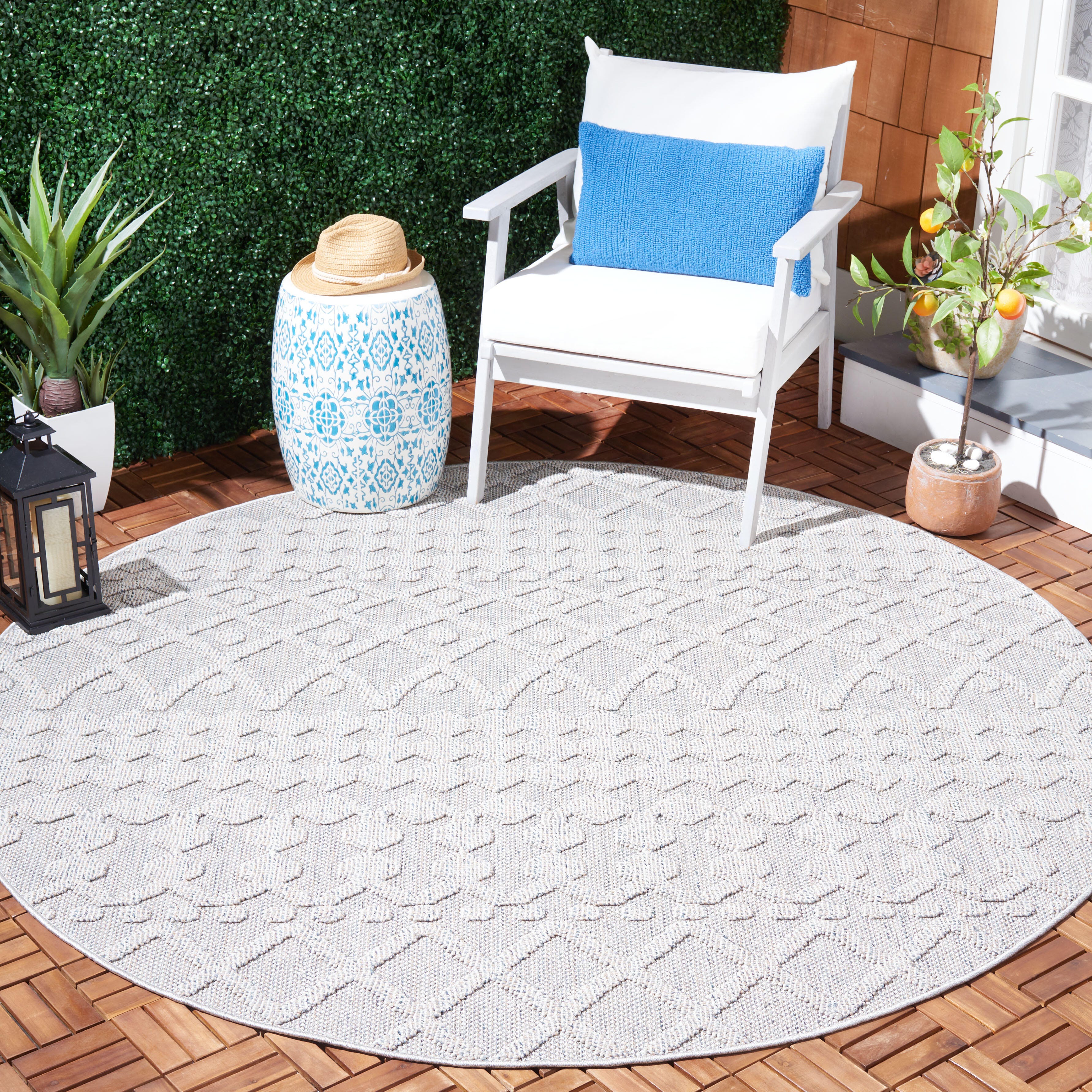 Click here for Safavieh Global Anneheide 6 7 x 6 7 Round Area Rug... prices