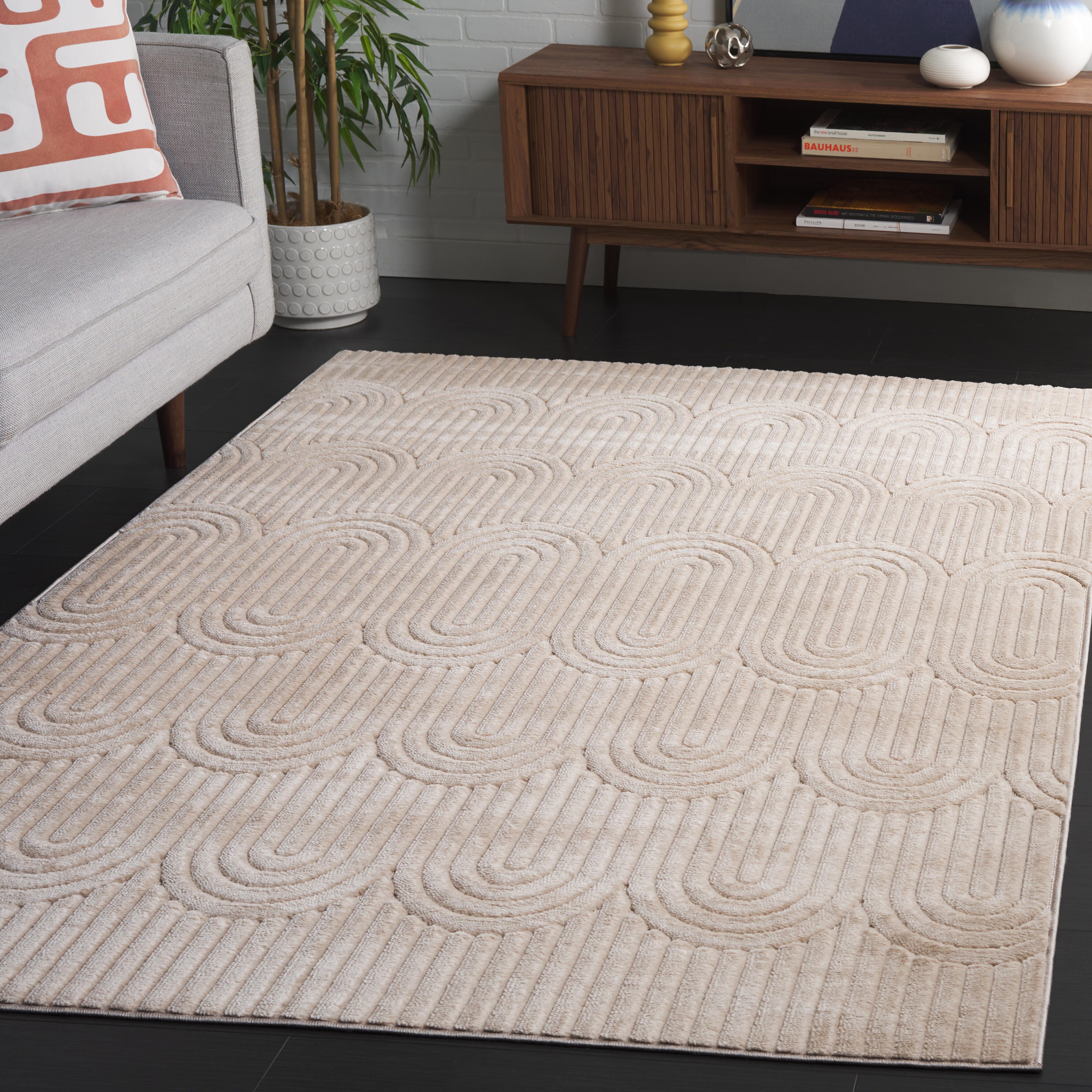 Click here for Safavieh Selena Gulsu 5 3 x 7 6 Area Rug  Beige prices