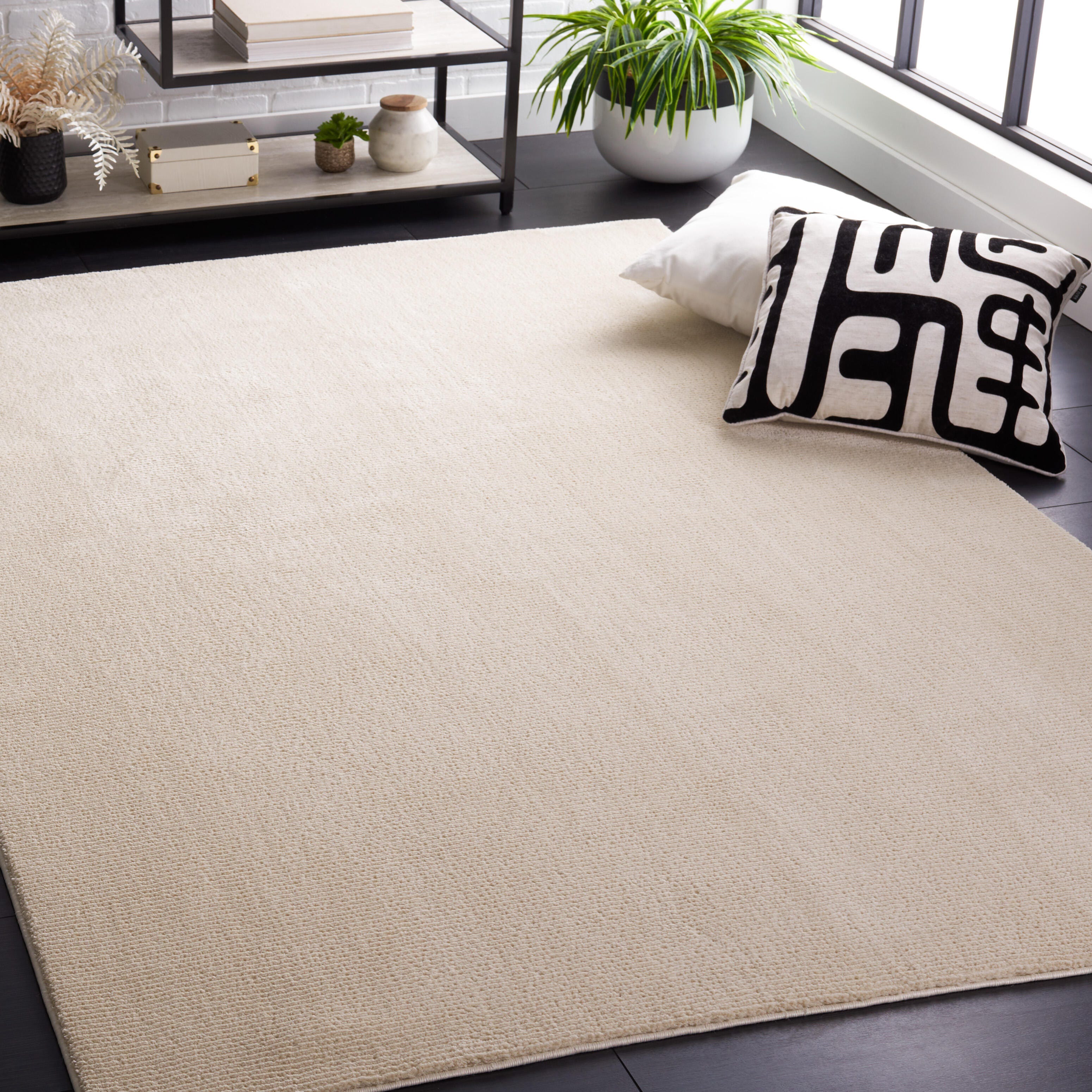 Click here for Safavieh Revive Safeta 7 x 10 Area Rug  Ivory prices