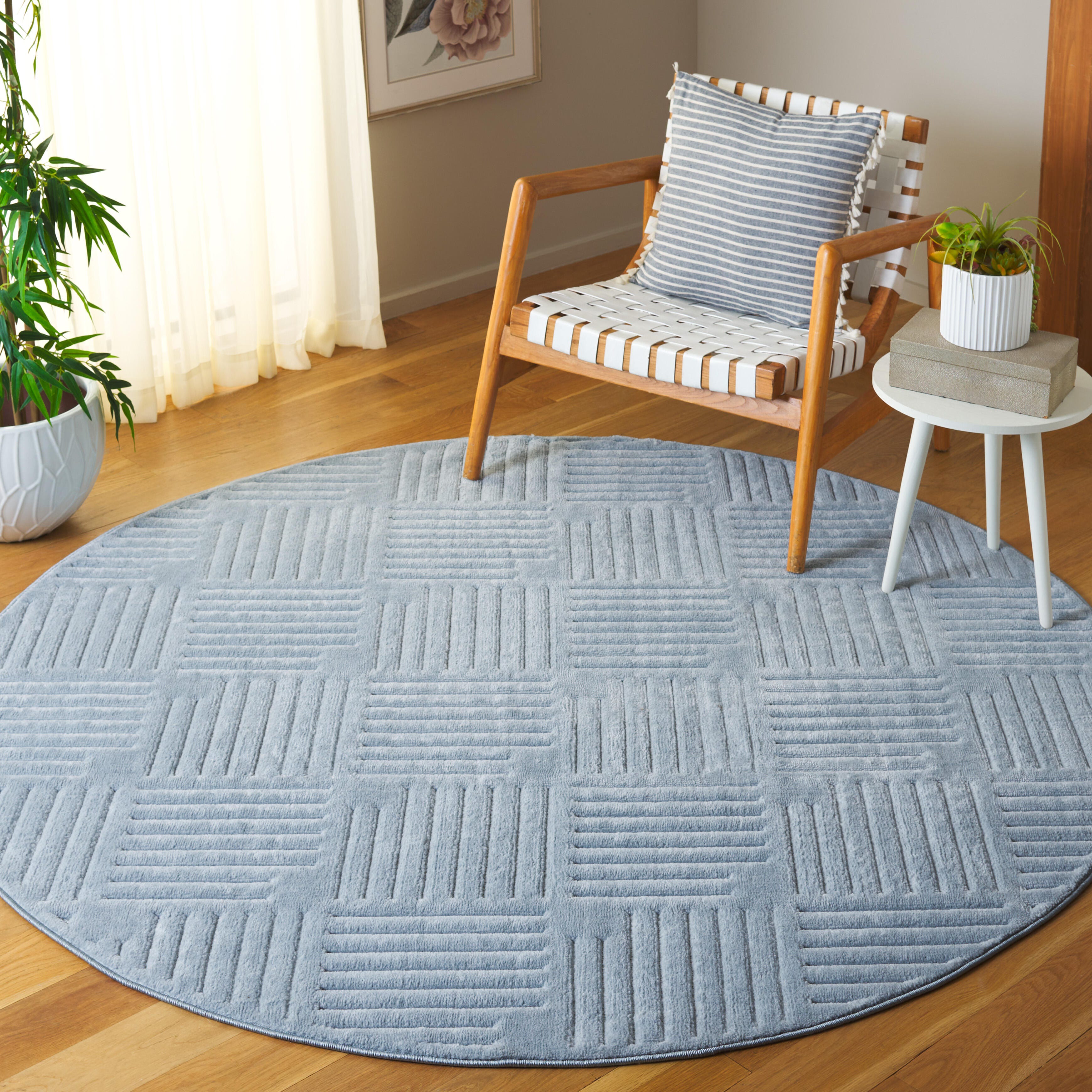 Click here for Safavieh Selena Margreth 6 7 x Round Area Rug  Blu... prices