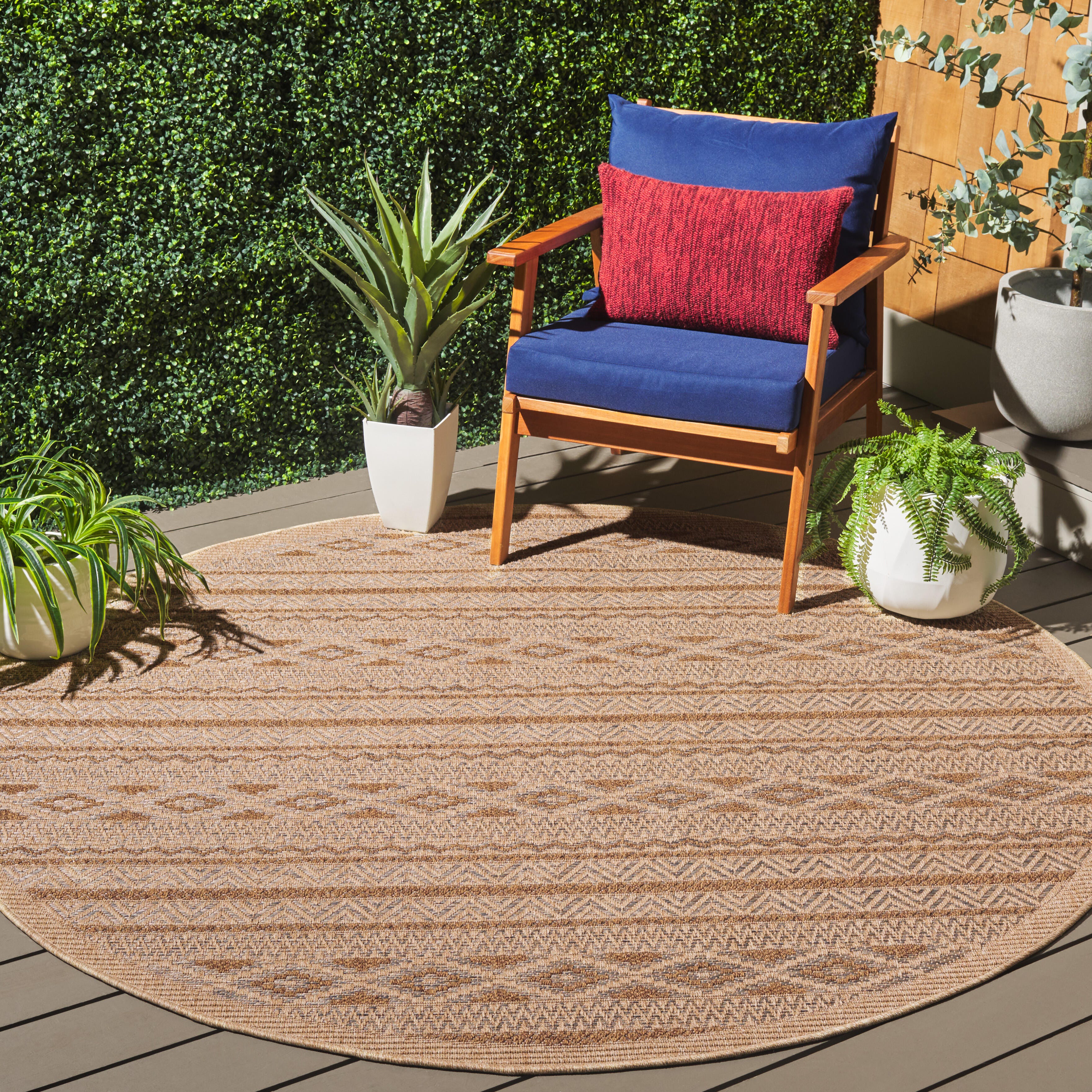 Click here for Safavieh Wicker Subhra 6 7 x Round Area Rug  Gray/... prices