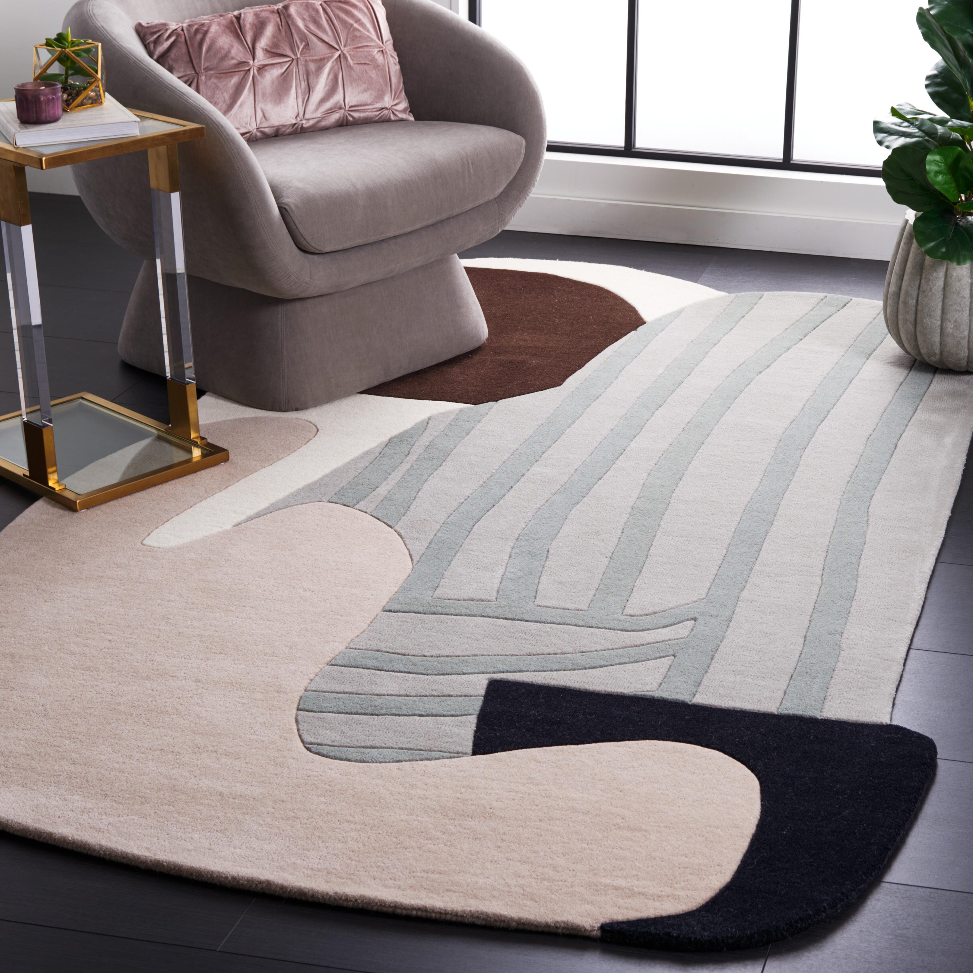 Click here for Safavieh Fifth Avenue Collection Shazie 8 x 10 Are... prices