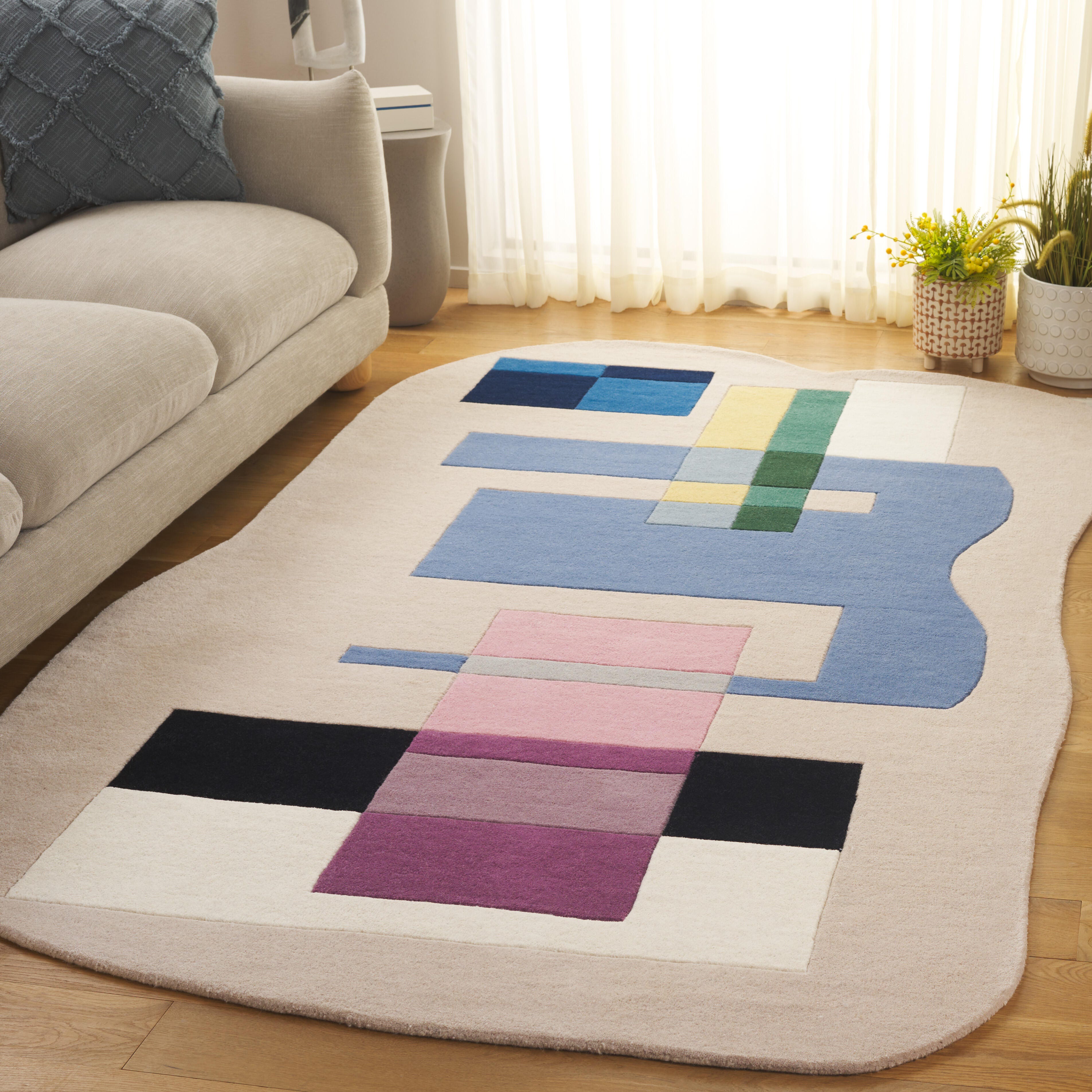 Click here for Safavieh Fifth Avenue Collection Emica 5 x 8 Area... prices