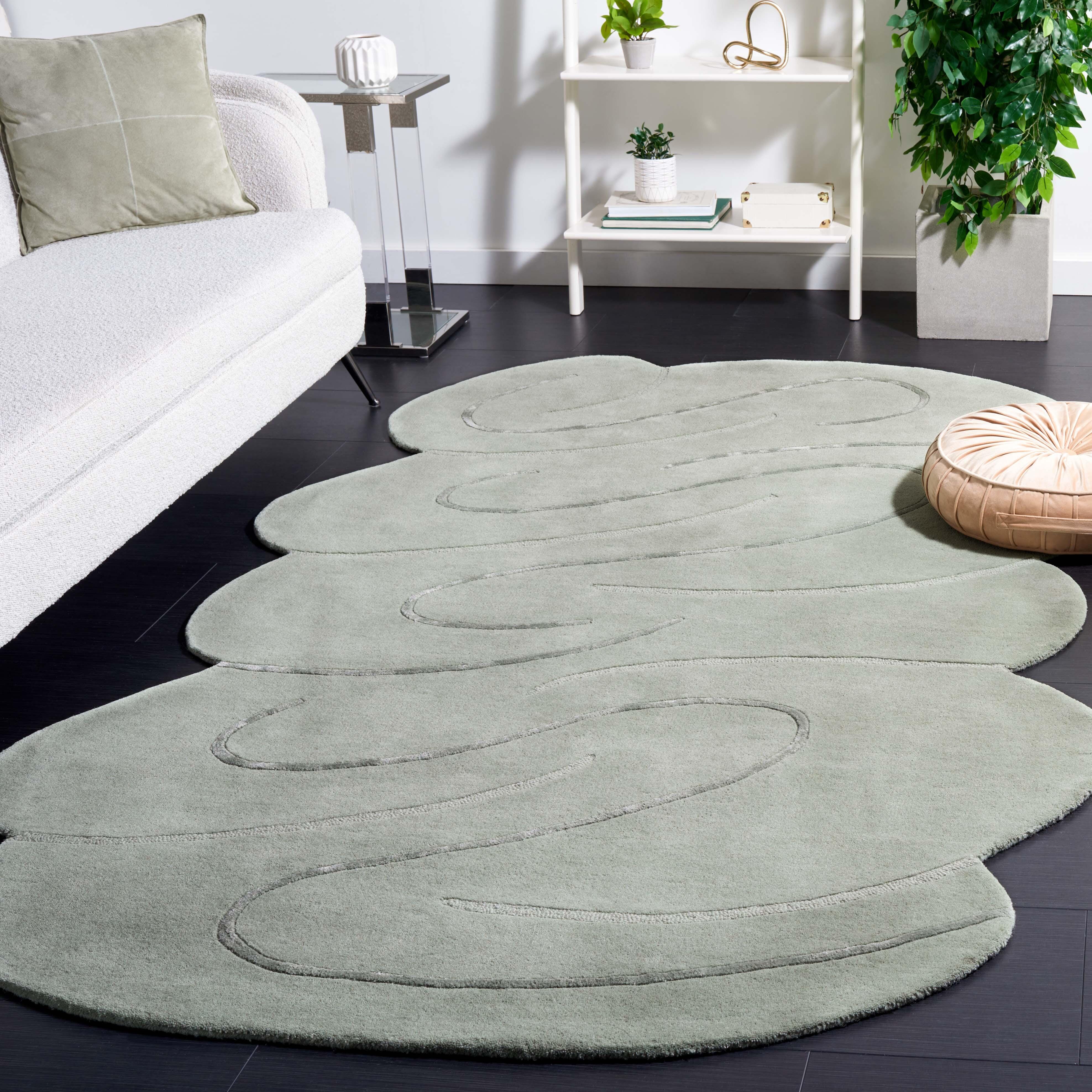 Click here for Safavieh Novelty Collection Mohigul 5 x 8 Area Rug... prices