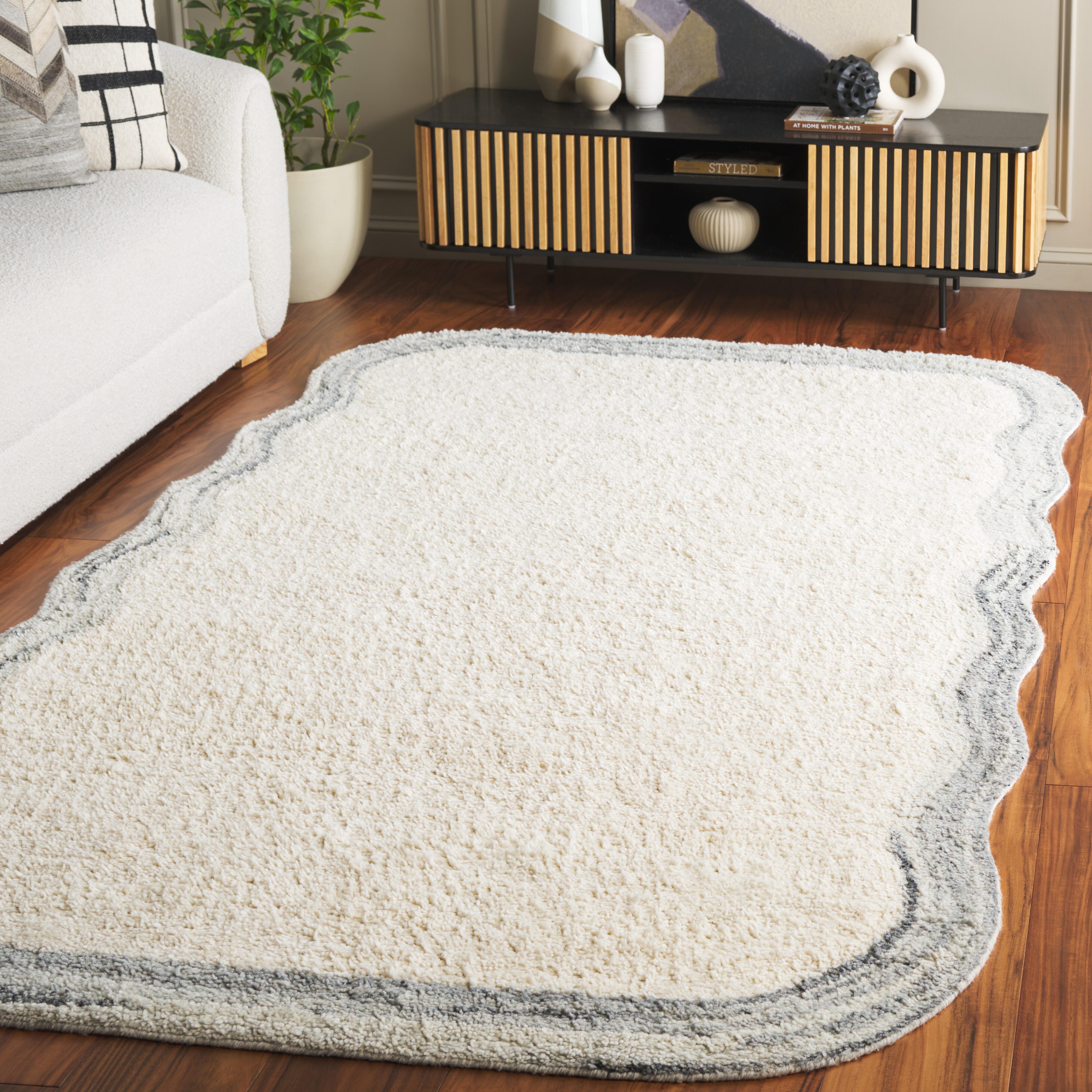 Click here for Safavieh Vermont Collection Oceane 4 x 6 Area Rug... prices