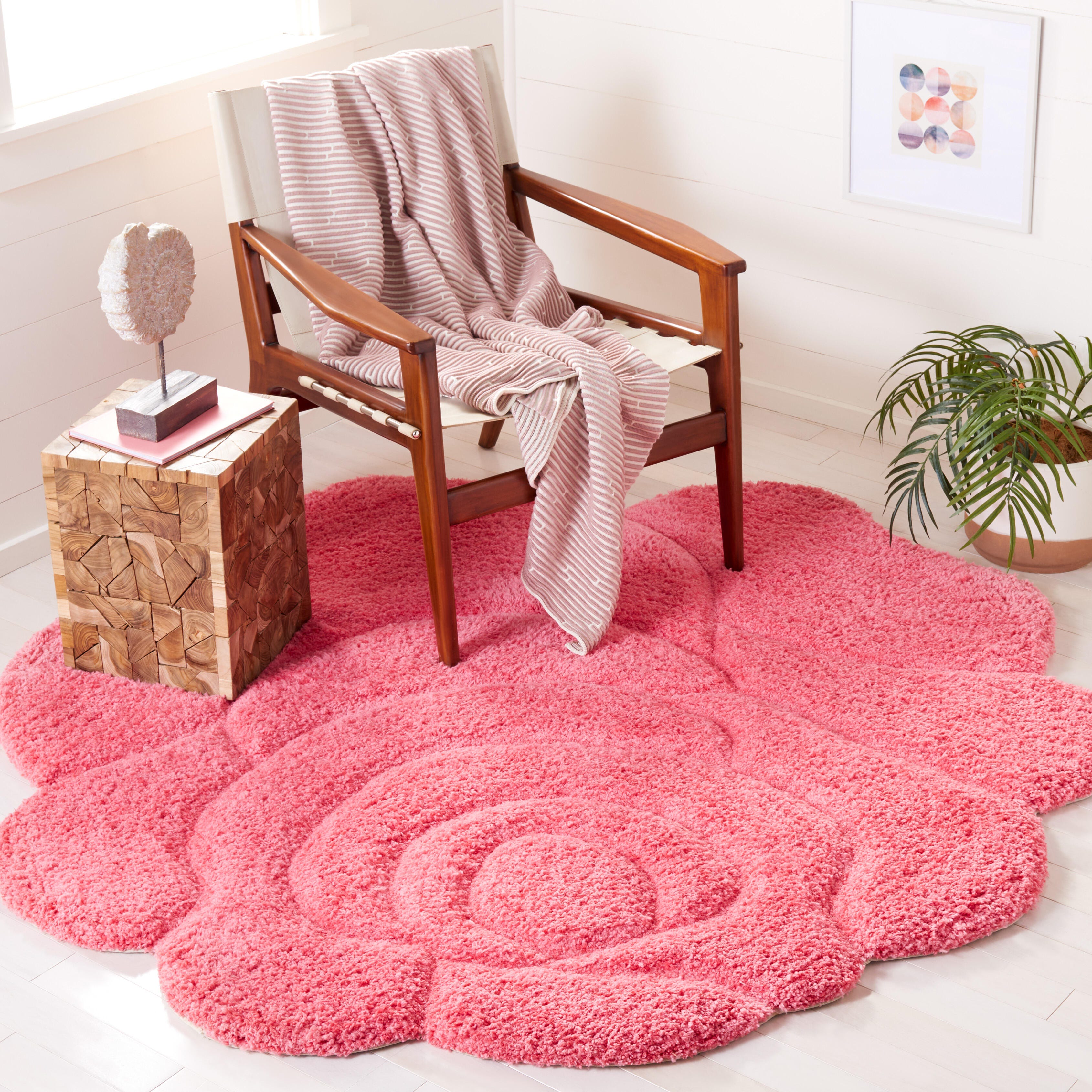 Click here for Safavieh Novelty Collection Nanae 4 x Round Rug  F... prices