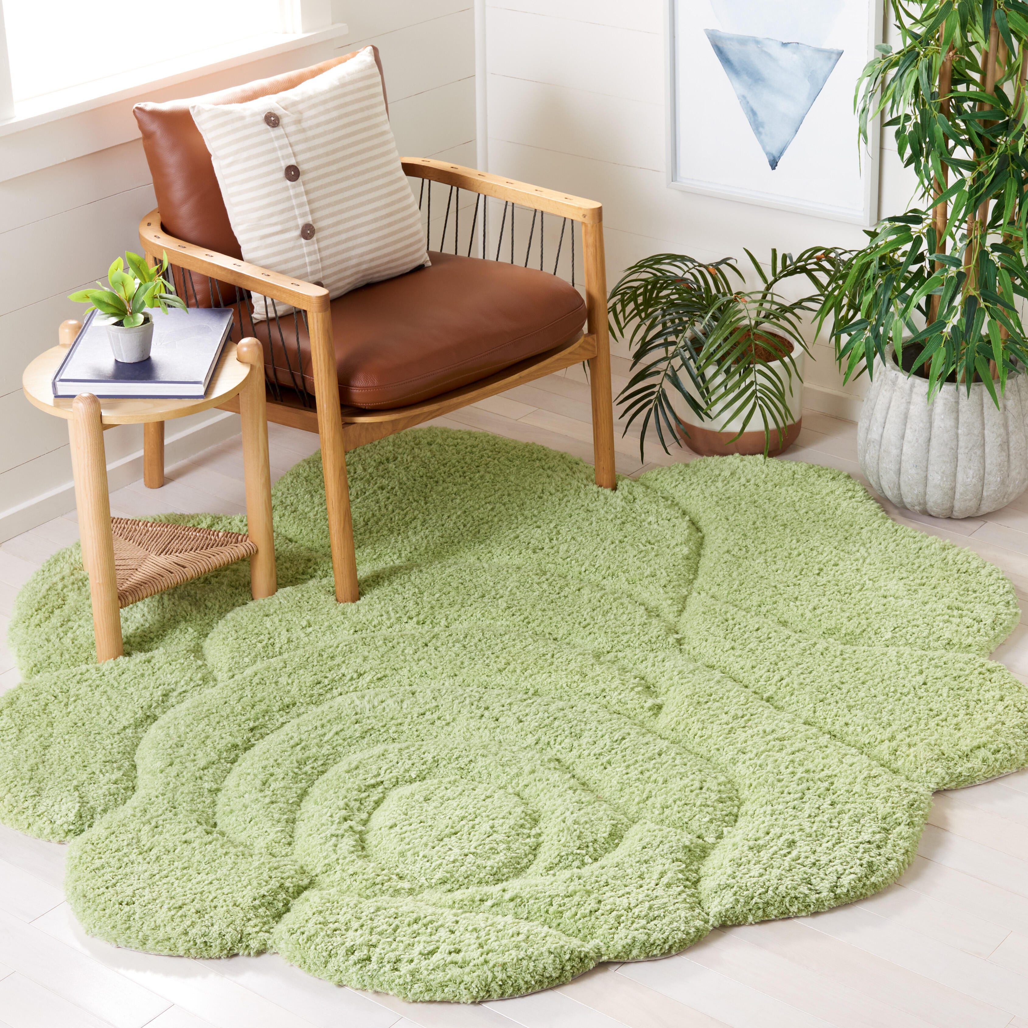 Click here for Safavieh Novelty Collection Nanae 5 x 5 Round Rug... prices