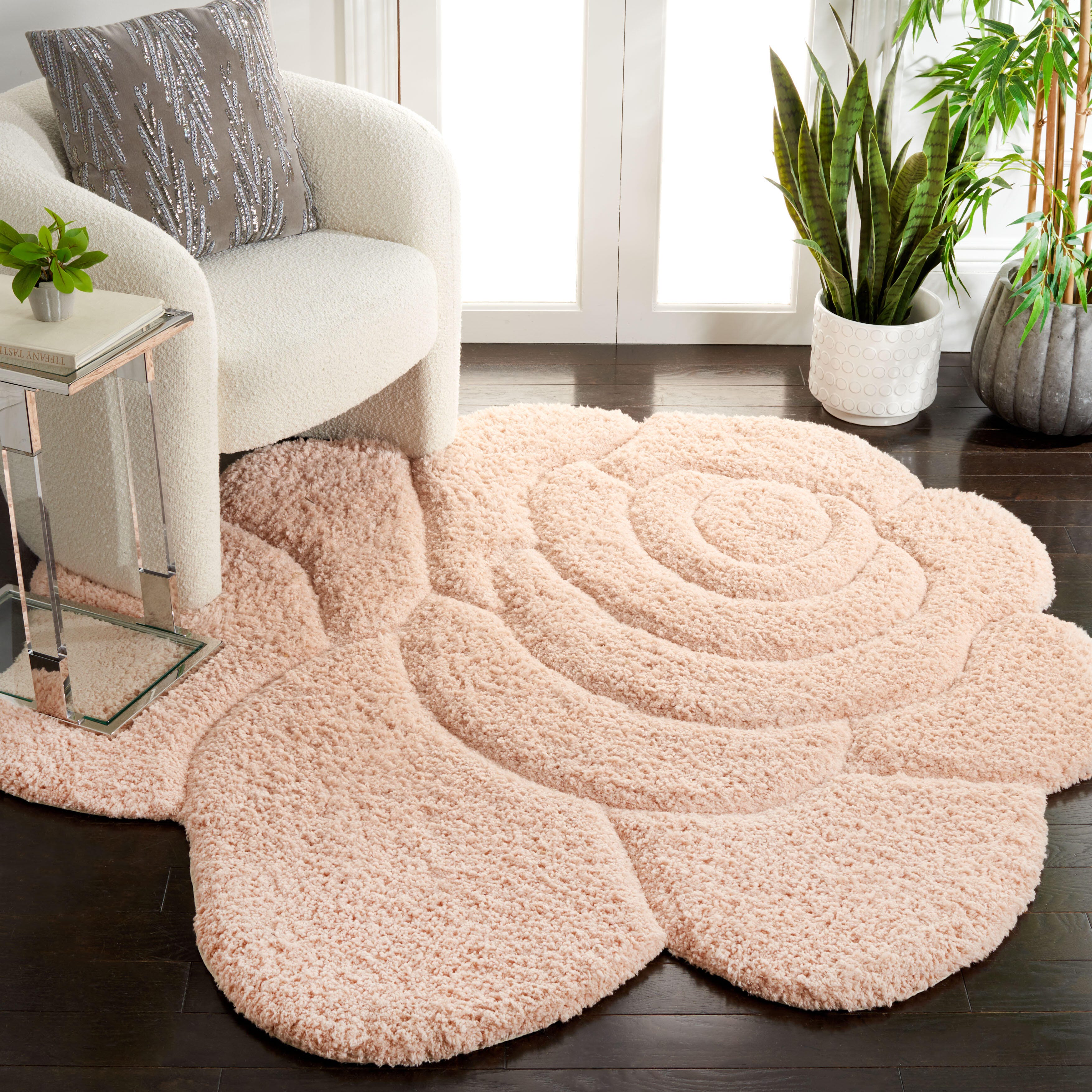 Click here for Safavieh Novelty Collection Nanae 5 x Round Rug  B... prices
