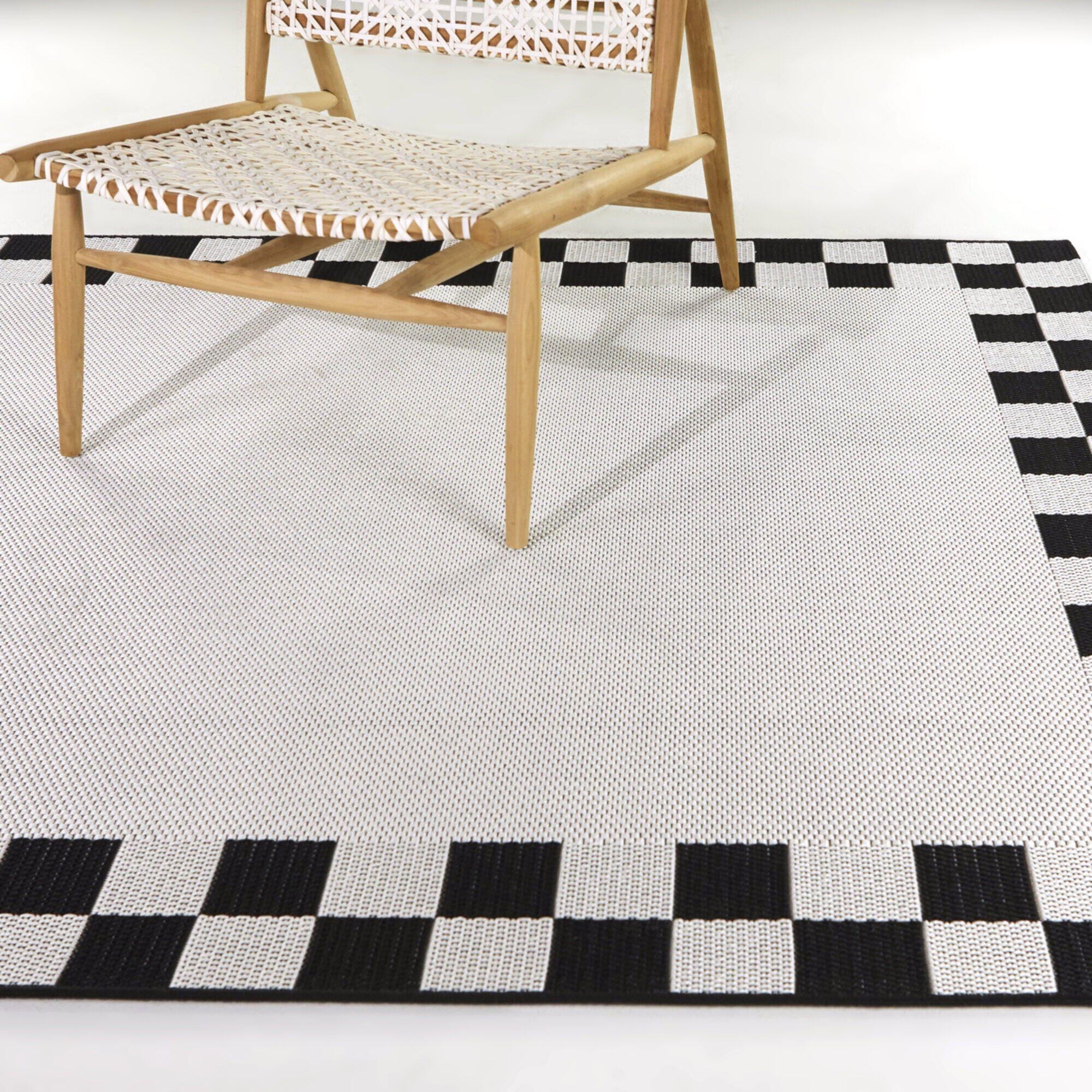 Click here for Balta Rugs Tabor 5 3 x 7 Area Rug  Charcoal prices