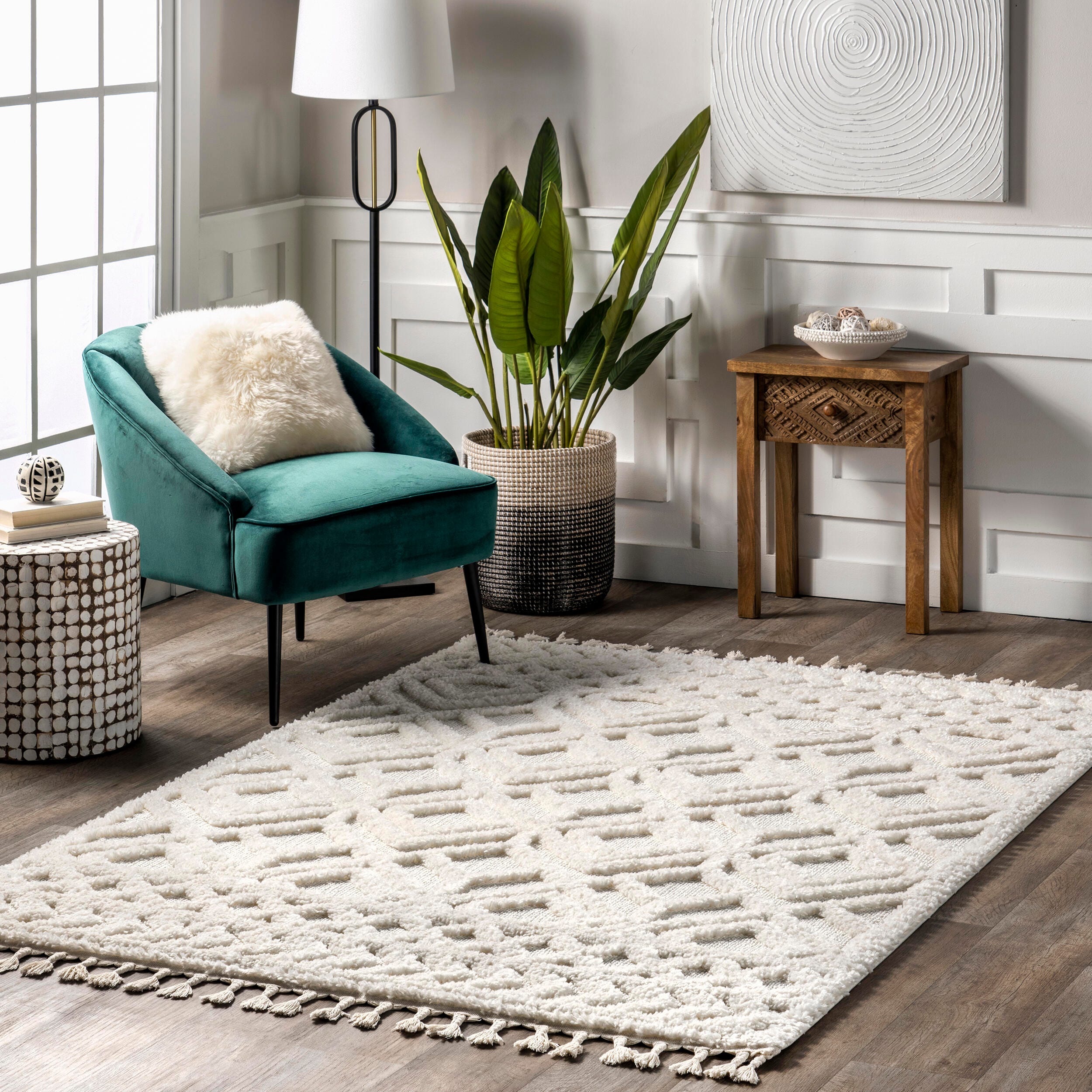 Click here for Nuloom Akia 3 x 8 Area Rug  Cream prices