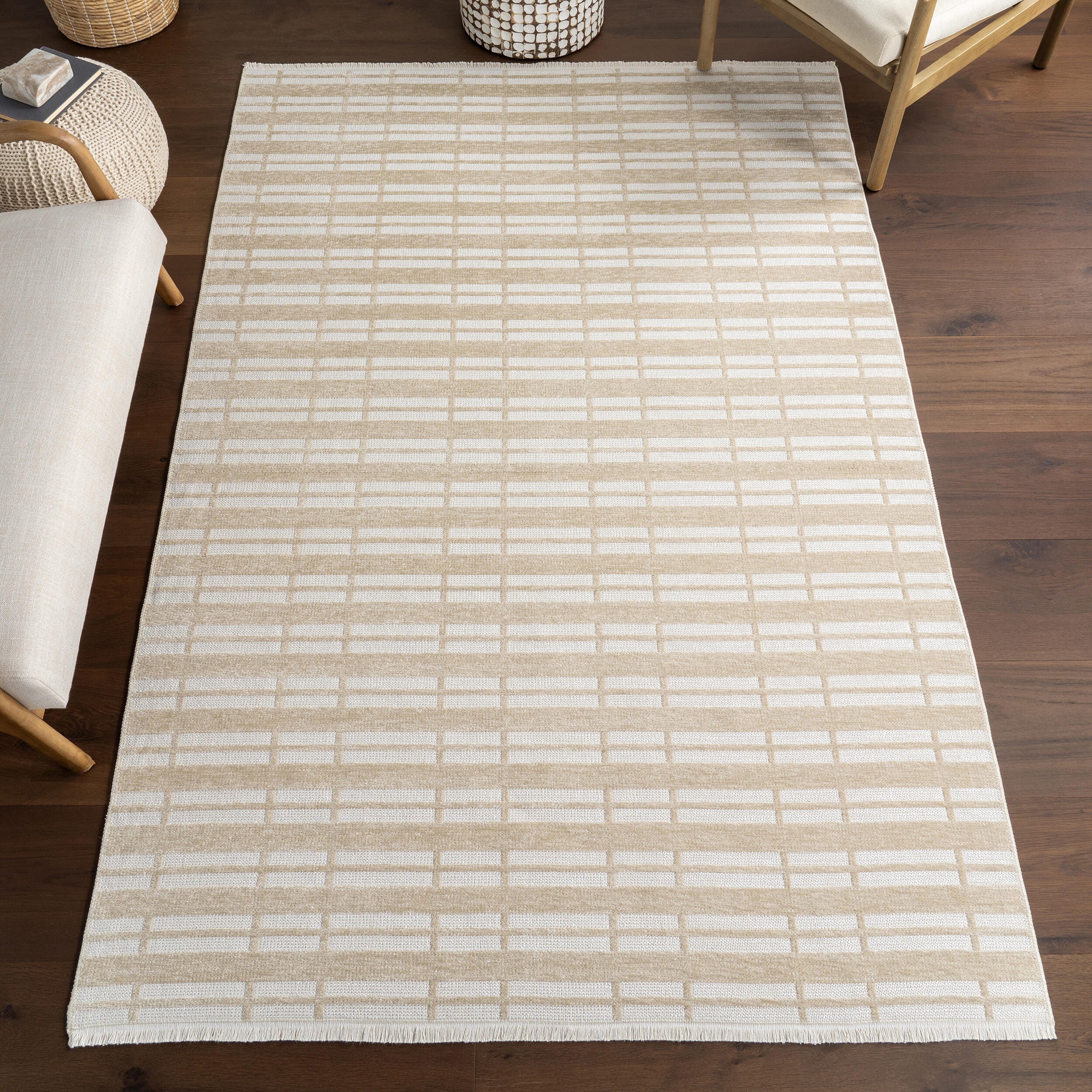 Click here for nuLOOM Mortica 5 x 8 Area Rug  Taupe prices