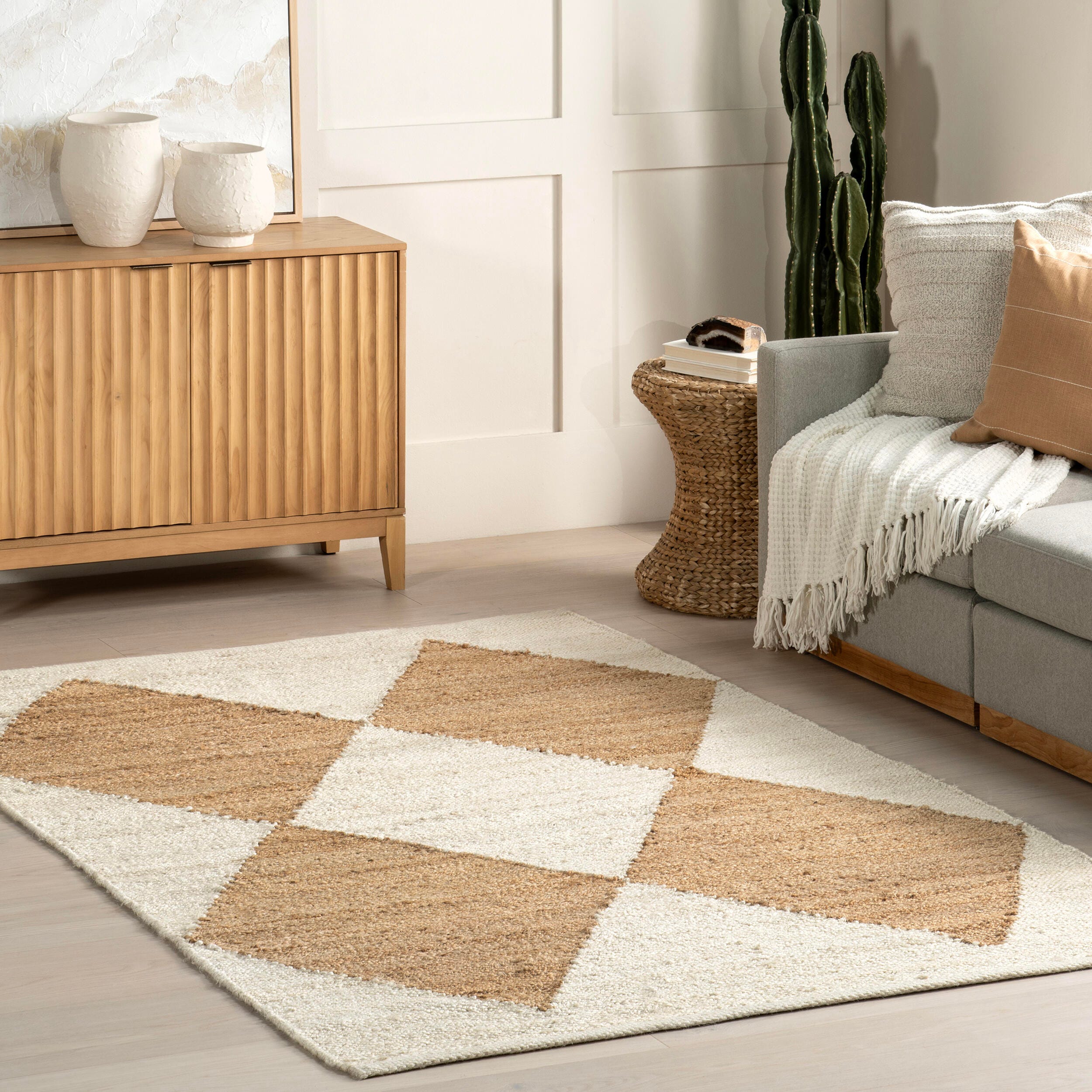 Click here for nuLOOM Pandora 6 x 9 Area Rug  Ivory prices