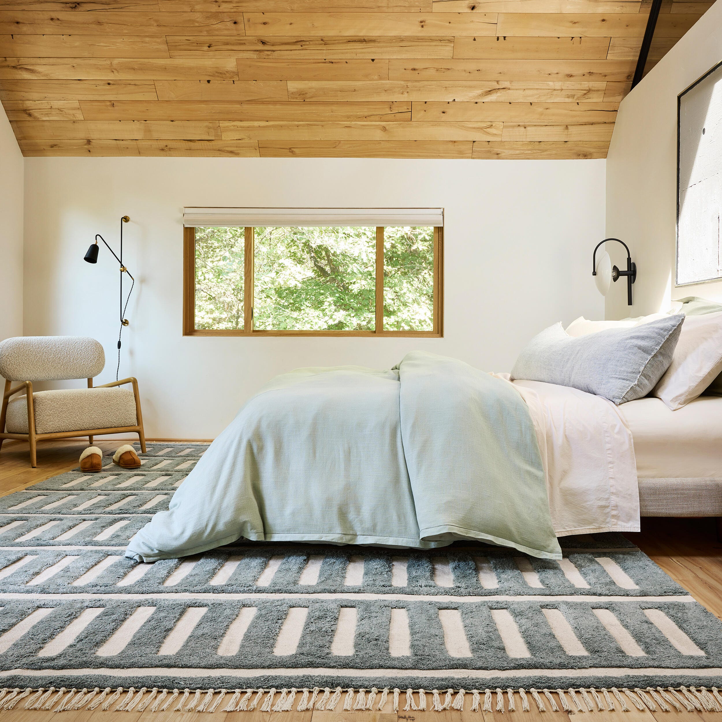 Click here for Nuloom Merrick 4 x 6 Area Rug  Teal prices