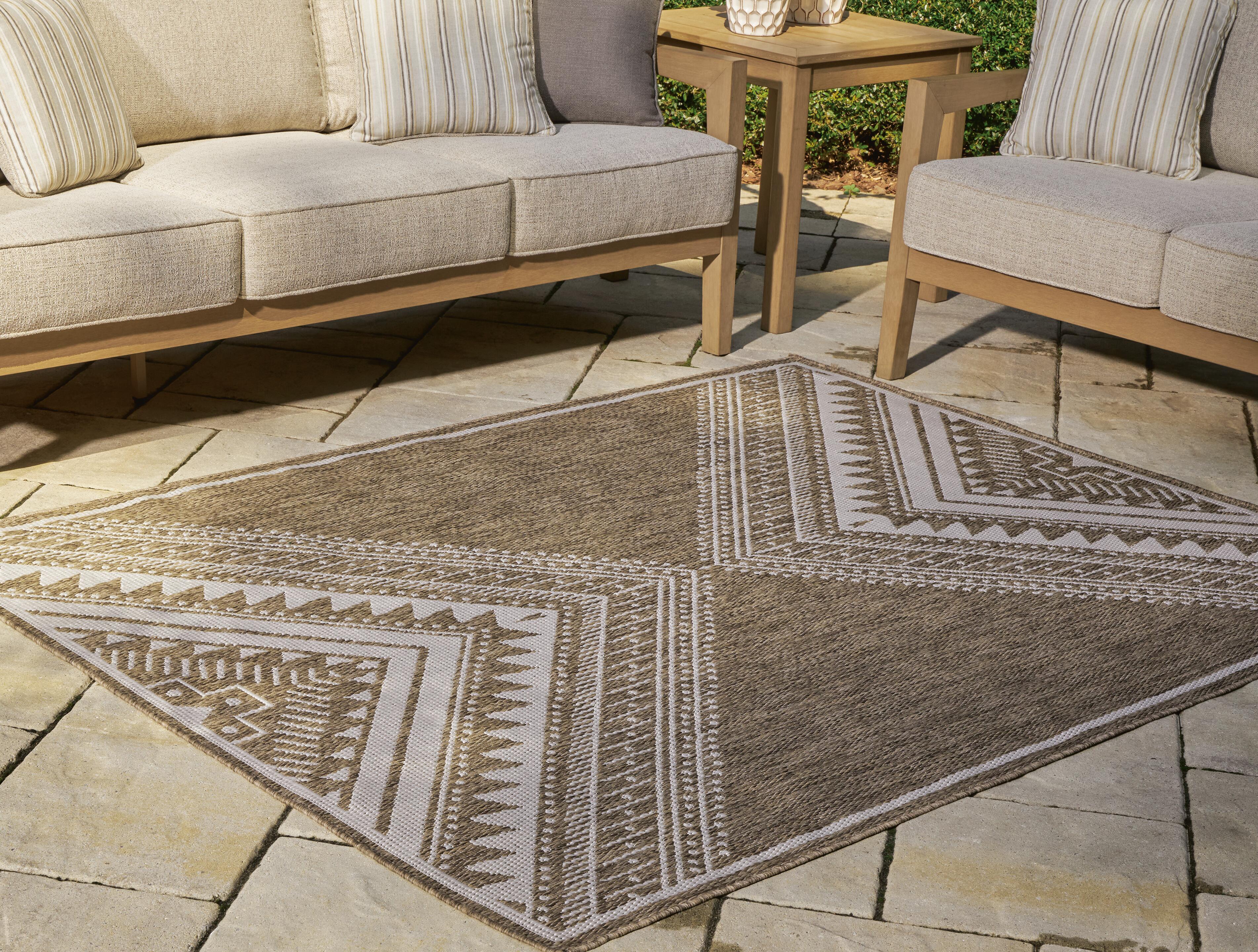 Click here for Dunsler 5 x 7 Indoor/Outdoor Rug  Brown/Cream prices