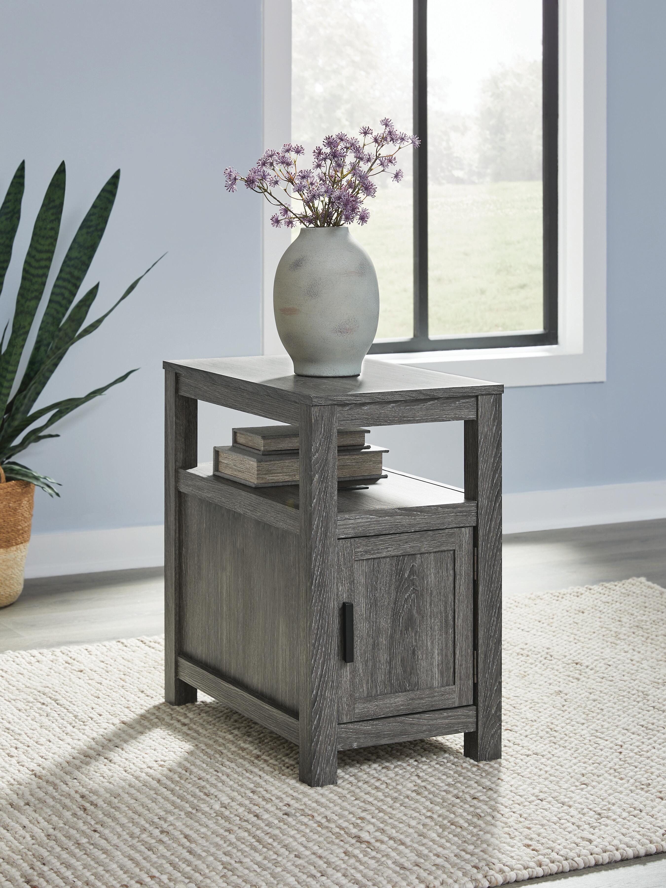 Click here for Fendenmore Chairside End Table  Brown/Gray prices